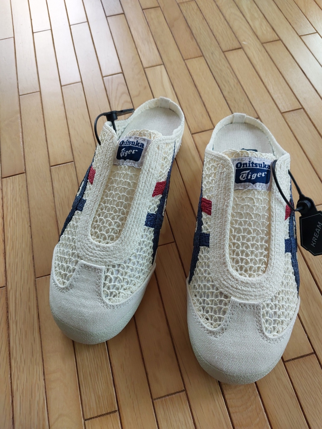 kmssong**** (@kdo3f46u) 님의 게시물 | KREAM