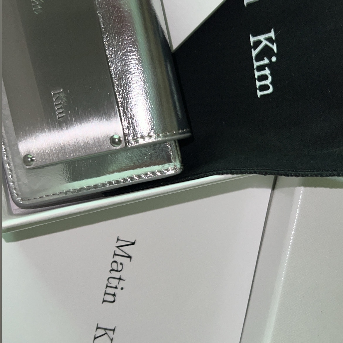 지요미 (@3fymzz) 님의 게시물 | KREAM