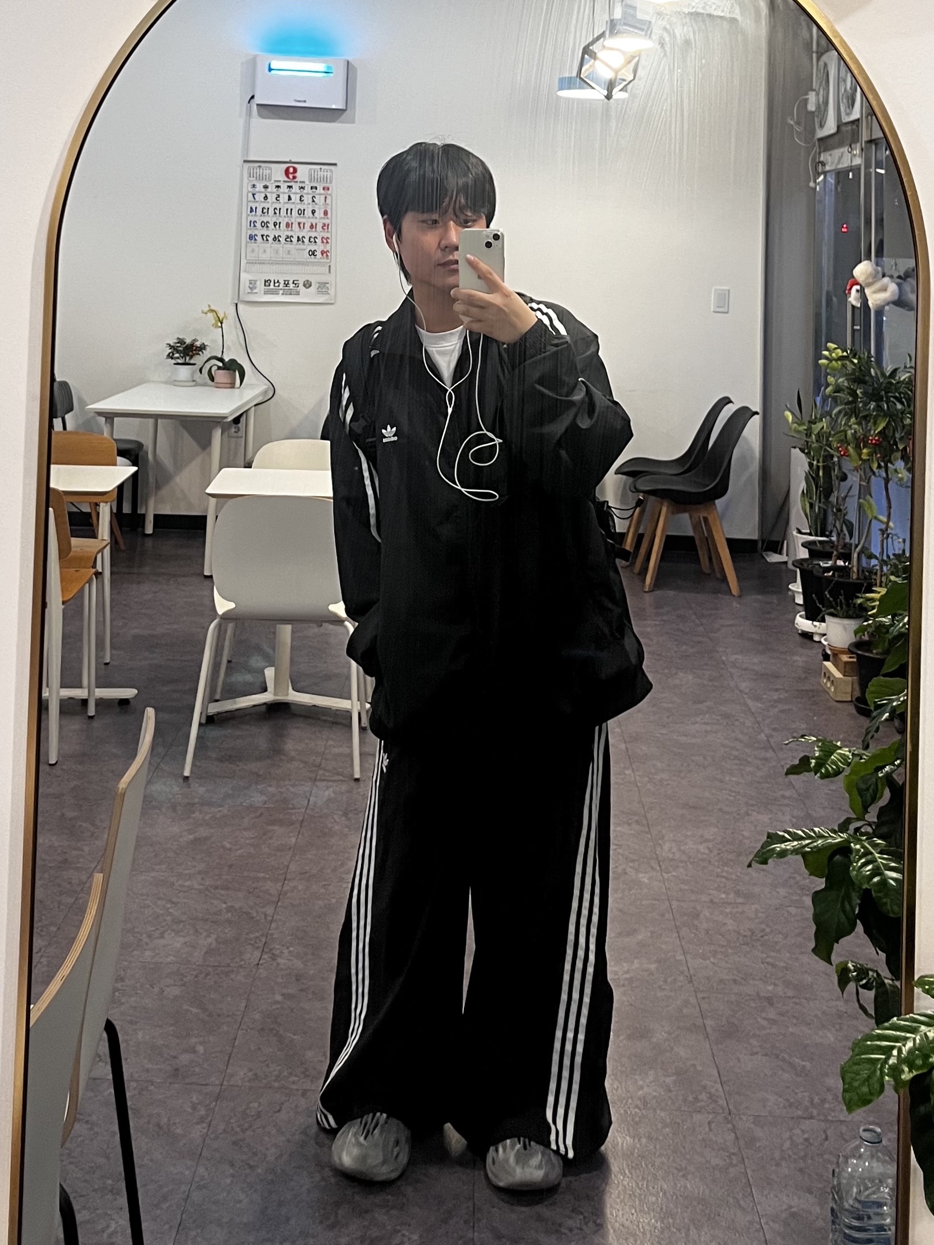 계란말이소년 (@_stock_96) 님의 게시물 | KREAM