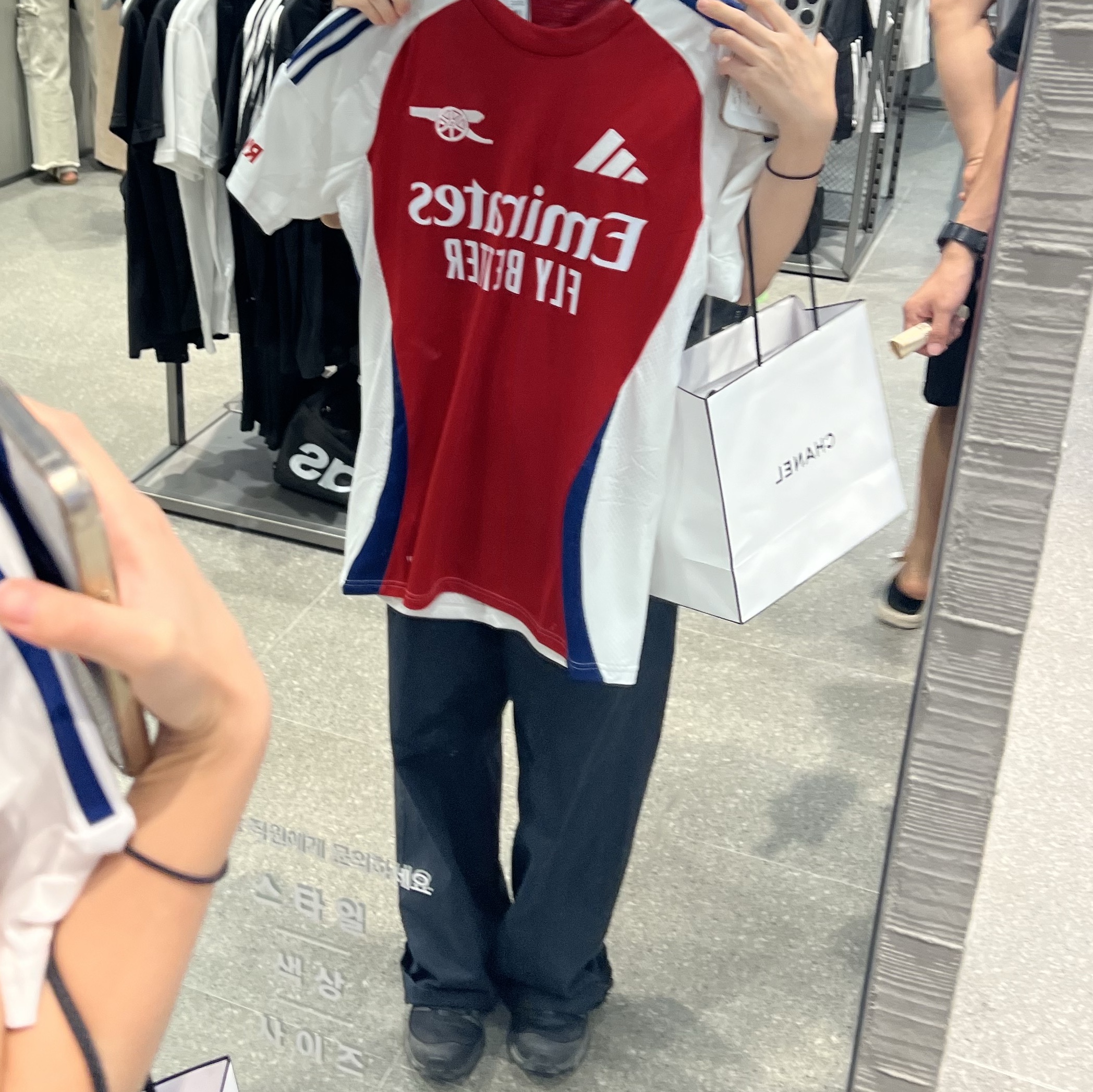 전문기 (@moon_hl) 님의 게시물 | KREAM