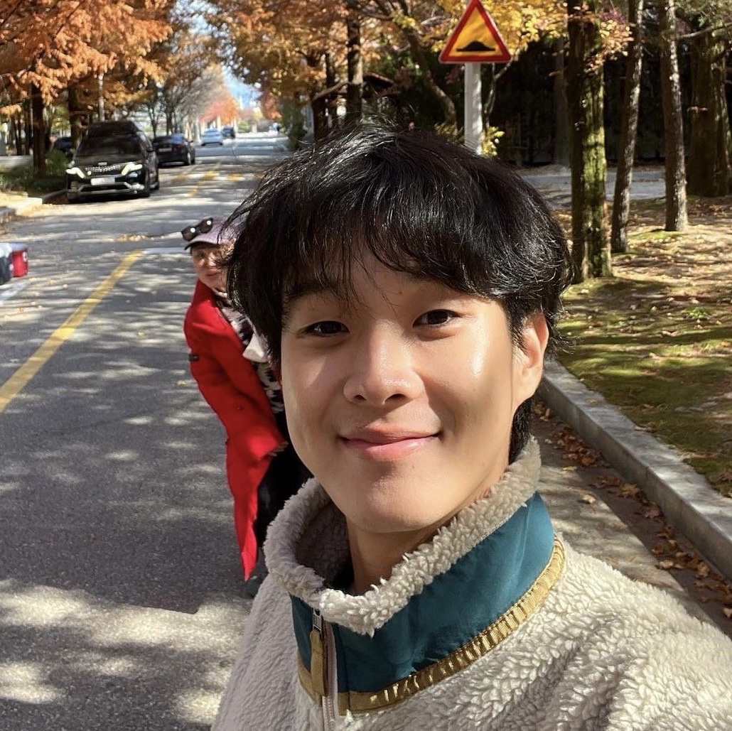 똥쓰 (@na_huya) 님의 게시물 | KREAM