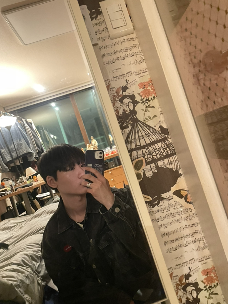 강한공룡아기둘리 (@strong.dooly) 님의 게시물 | KREAM