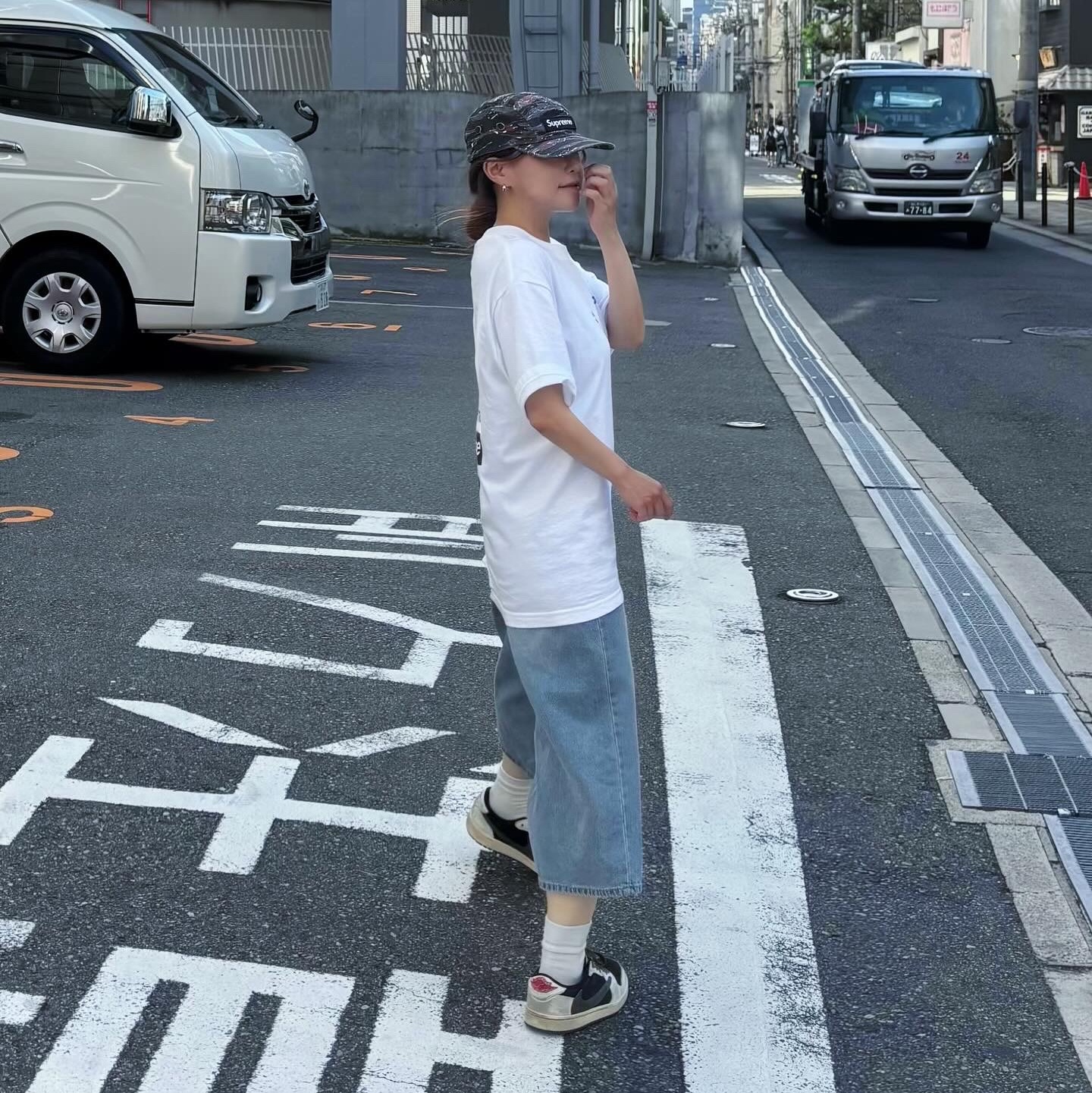 슈프림 사려고 돈 버눈 사람 (@j.heeya) 님의 게시물 | KREAM