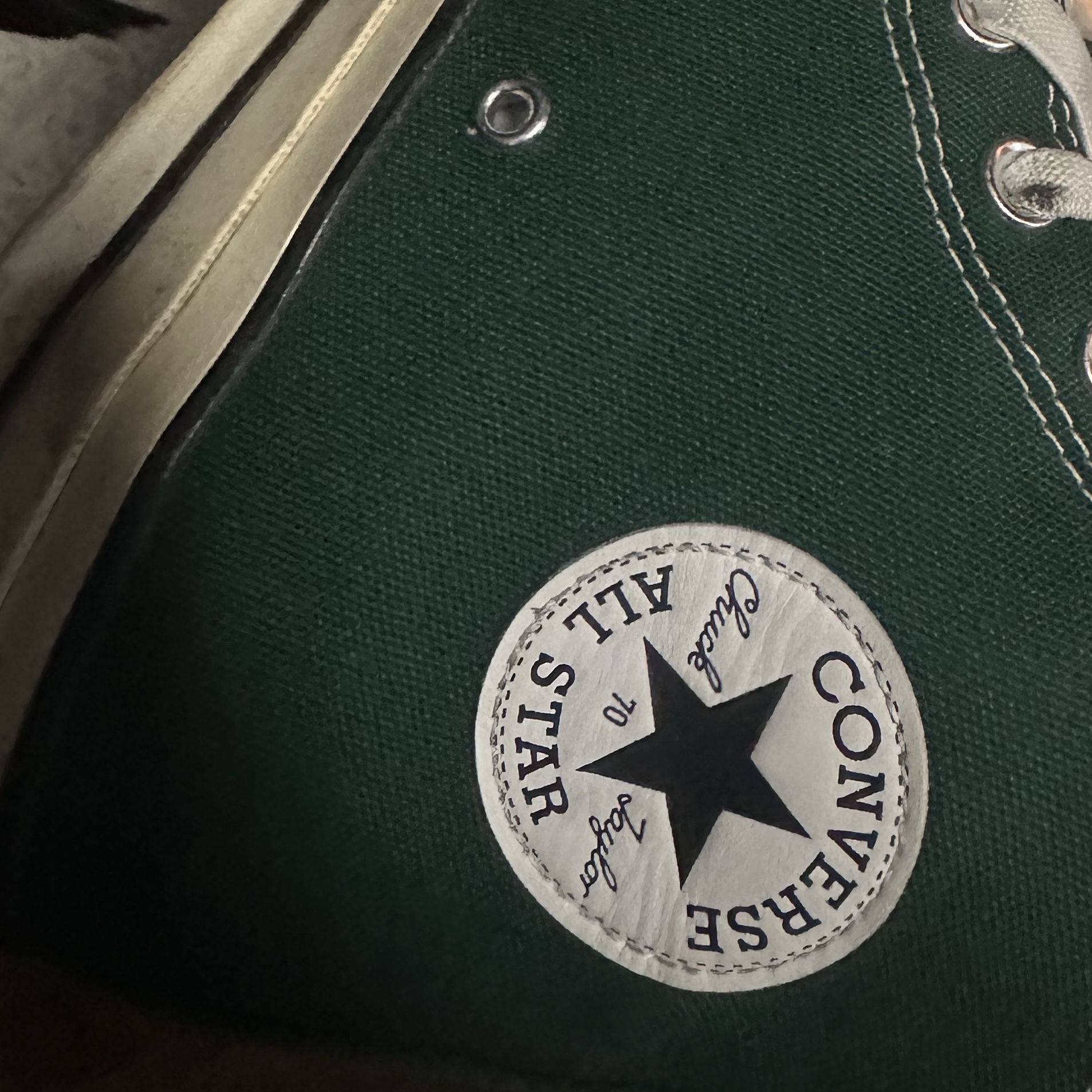 뿅 (@overrrun) 님의 게시물 | KREAM