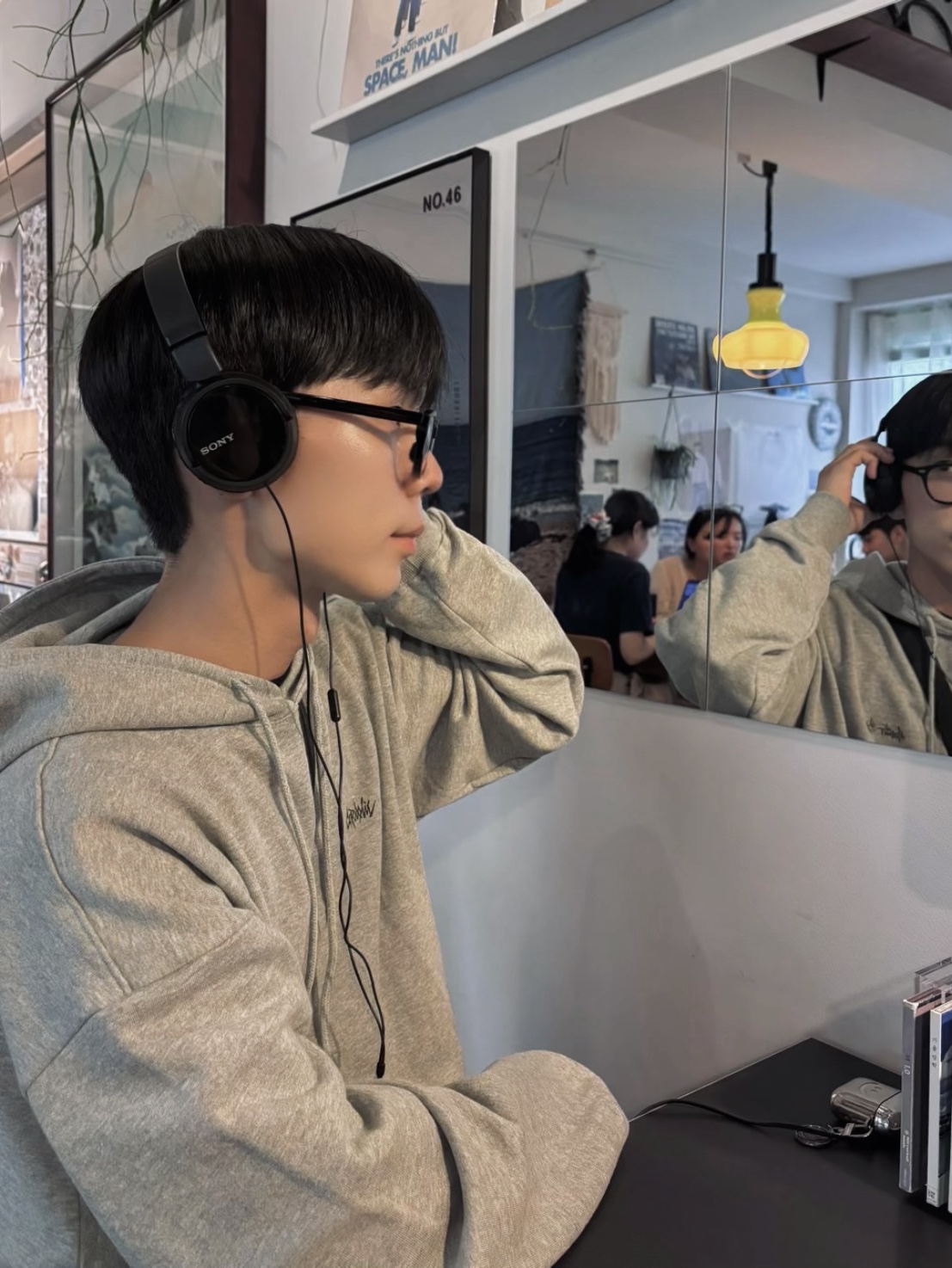 Reality🌺🎧 | KREAM