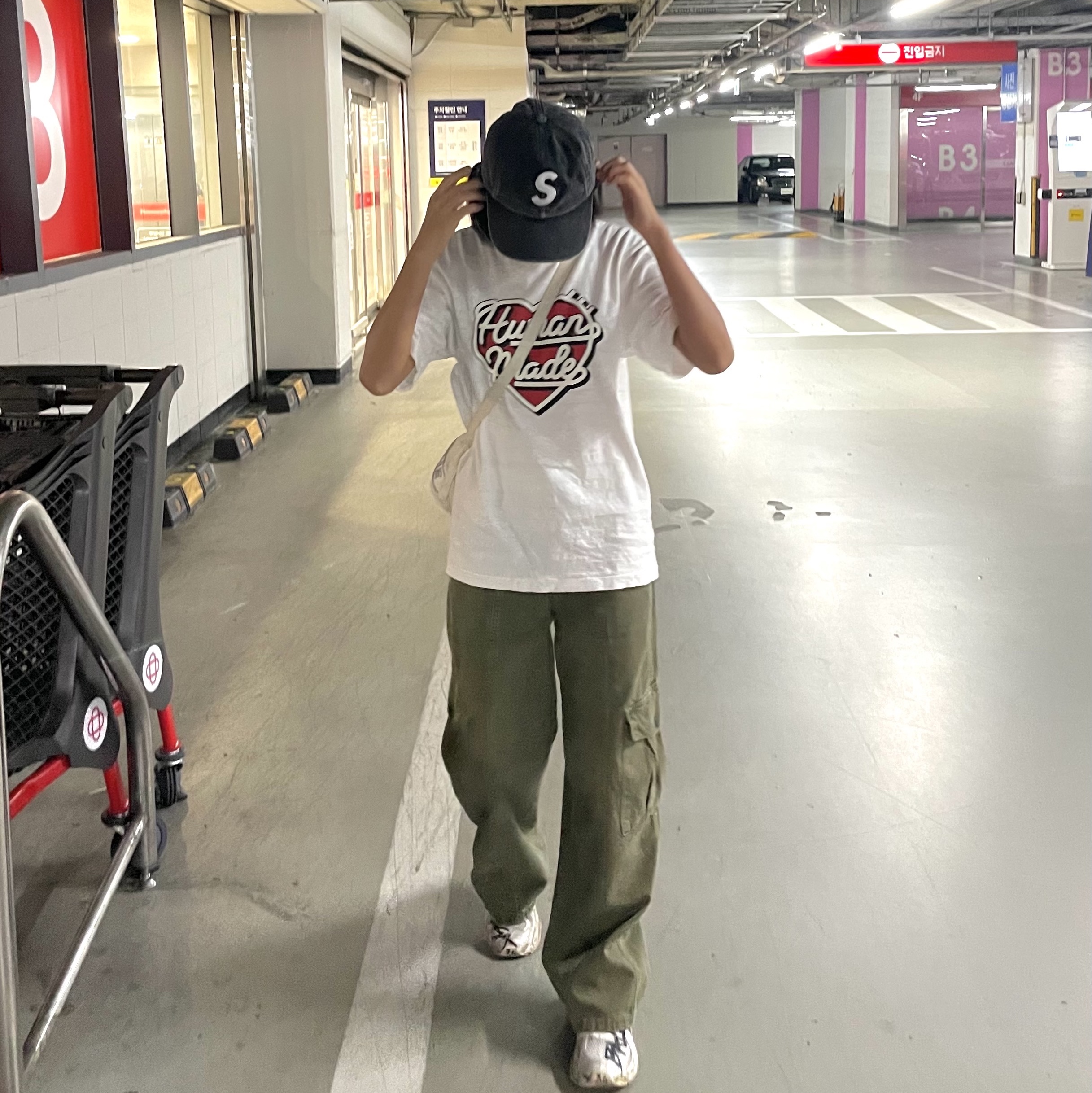 🫧 (@two.hr) 님의 게시물 | KREAM