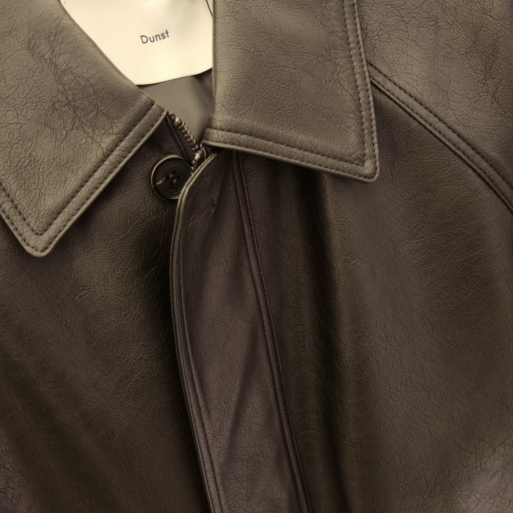 상당히 이쁩니다 | KREAM