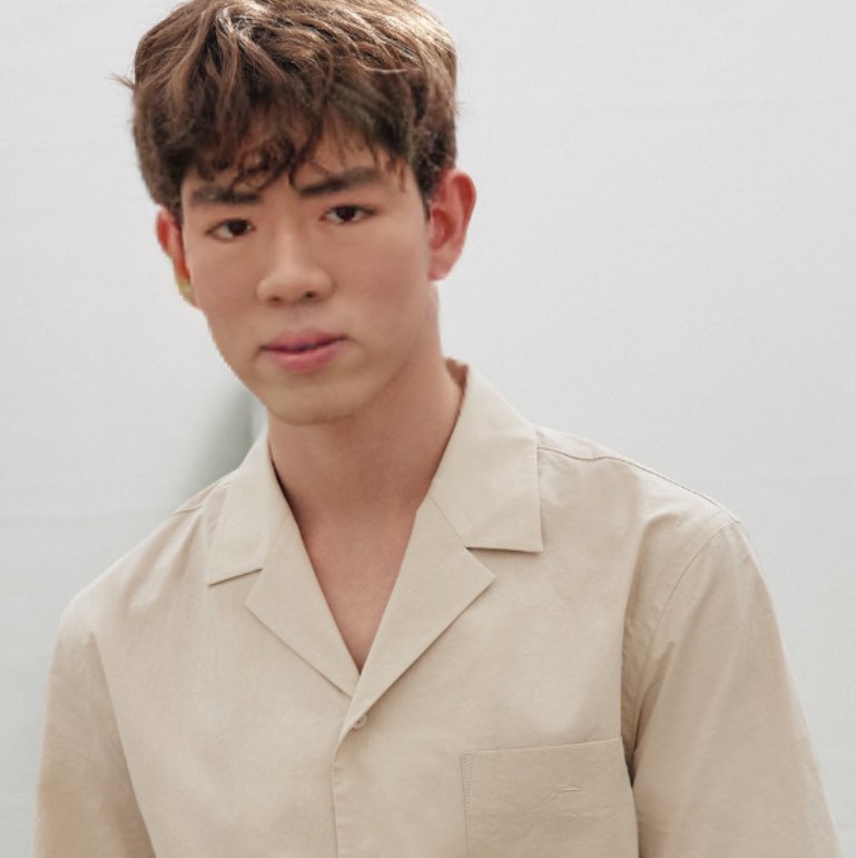 yuteayoum (@voy3la) 님의 게시물 | KREAM