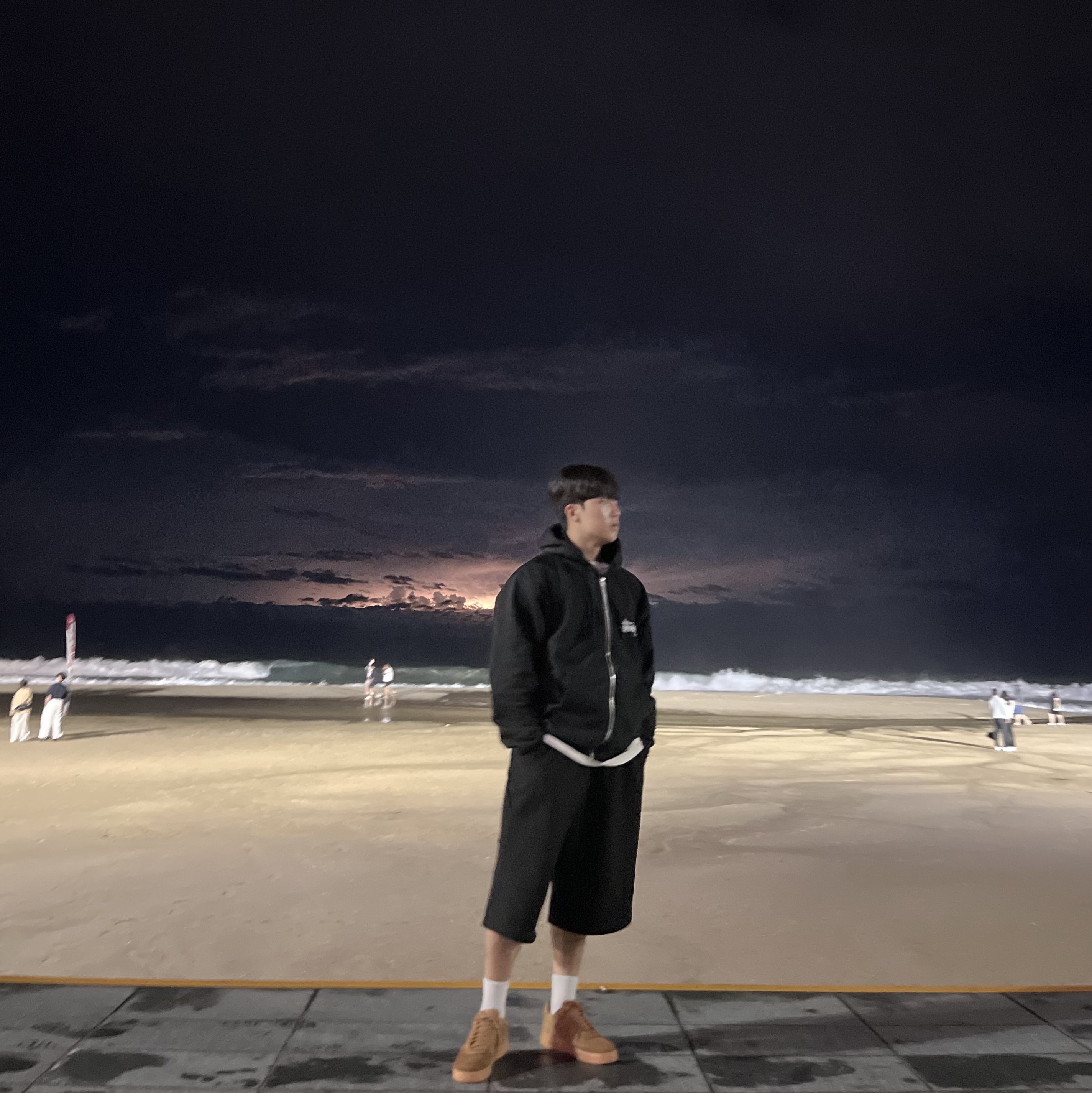 173/76/L 갑자기 추워졌다.. | KREAM