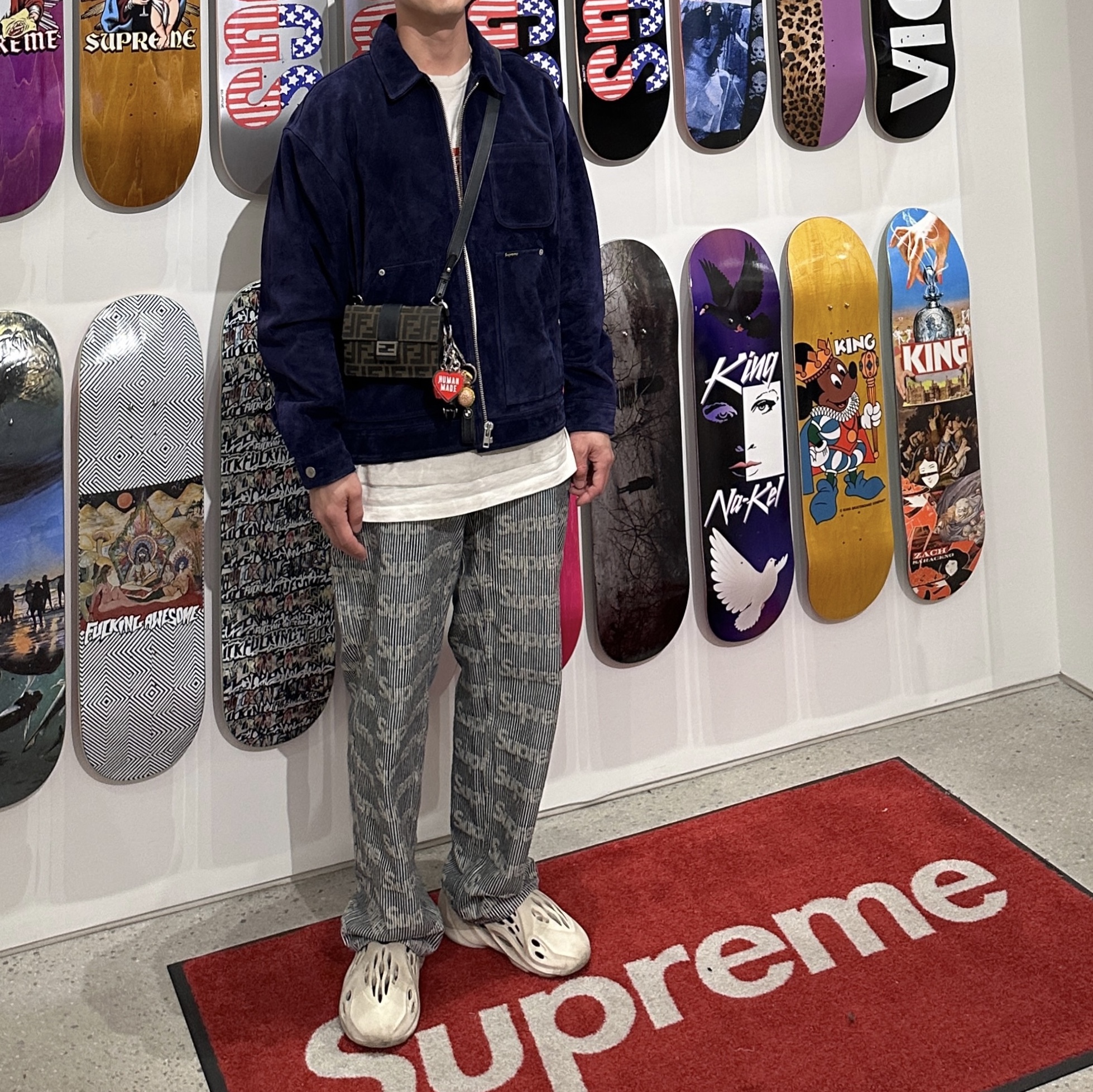 sw5331 (@__ch__ch__ch__) 님의 게시물 | KREAM