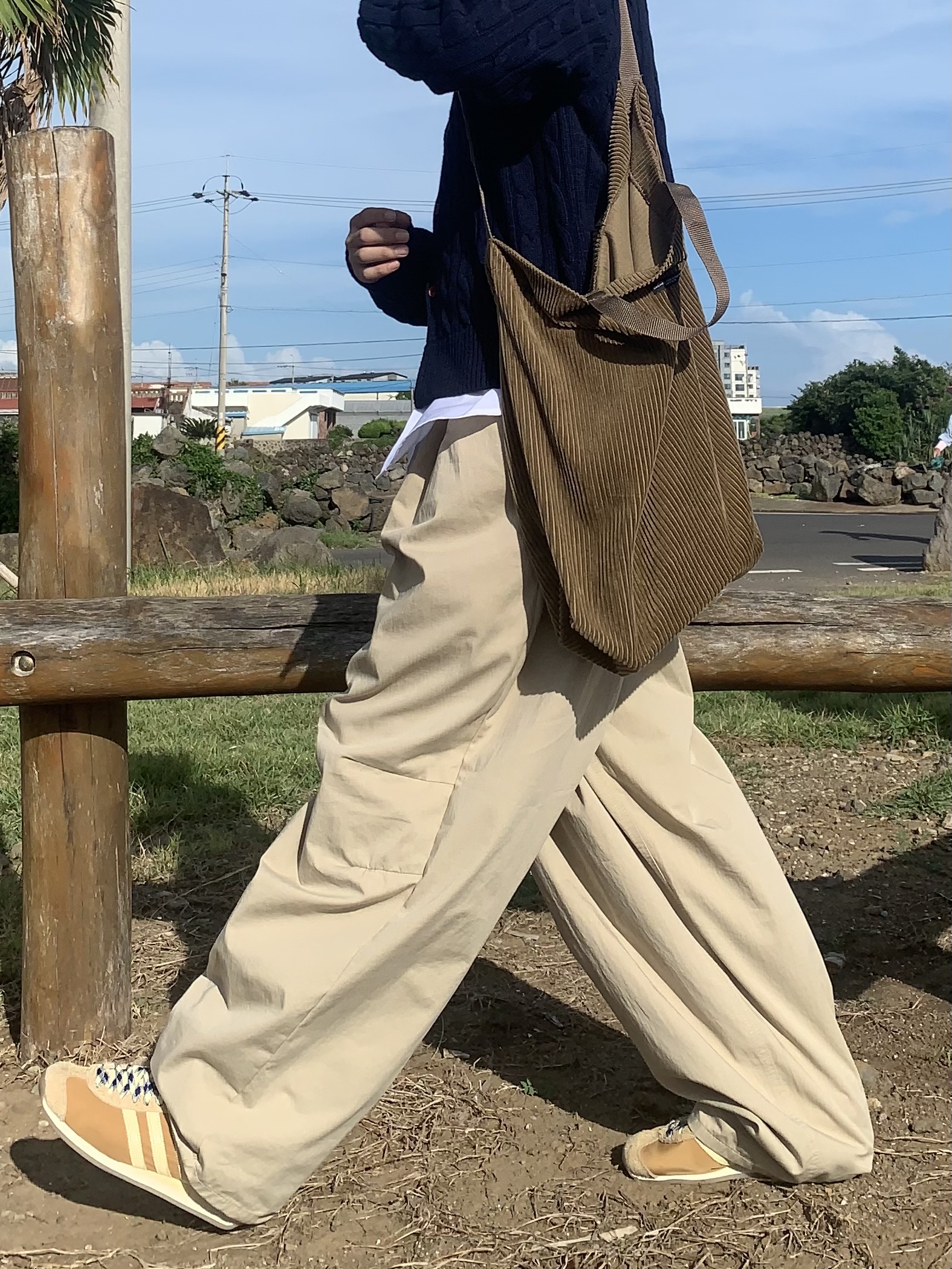 문유어 (@moonyour) 님의 게시물 | KREAM