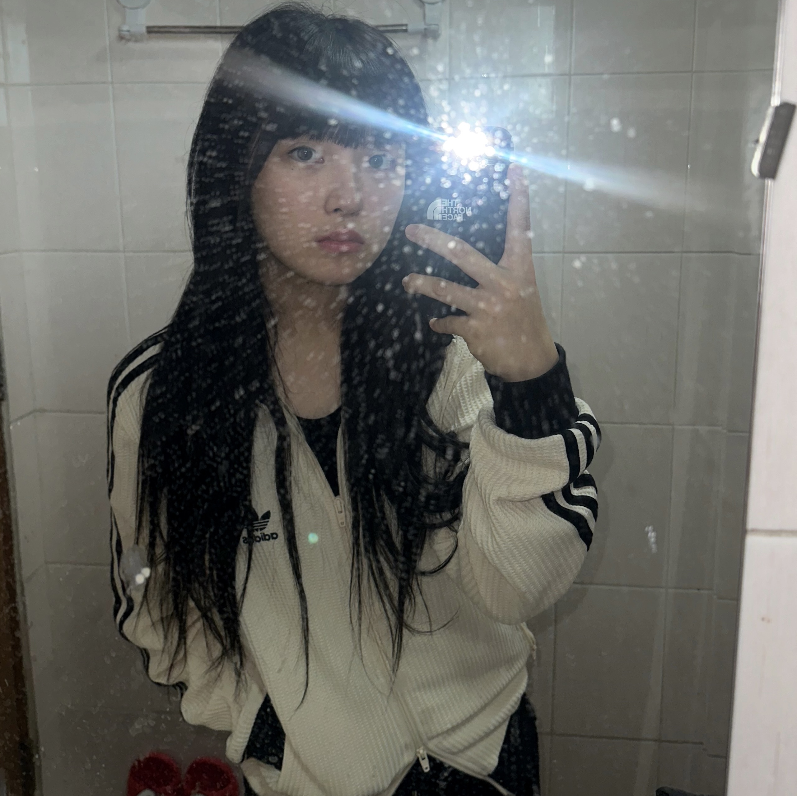 채린 (@oxnoxnz) 님의 게시물 | KREAM