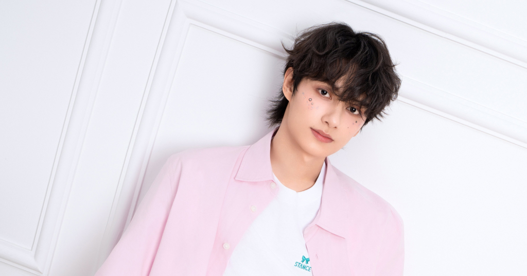 스탠스 x 세븐틴 JUN 컬래버레이션 단독 발매 ~20% | KREAM