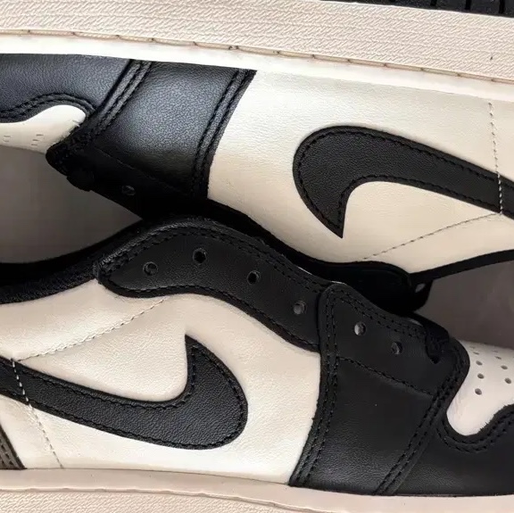 하나만 (@ulala) 님의 게시물 | KREAM