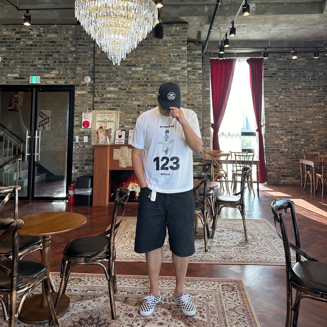 전대우 (@tigerdw) 님의 게시물 | KREAM