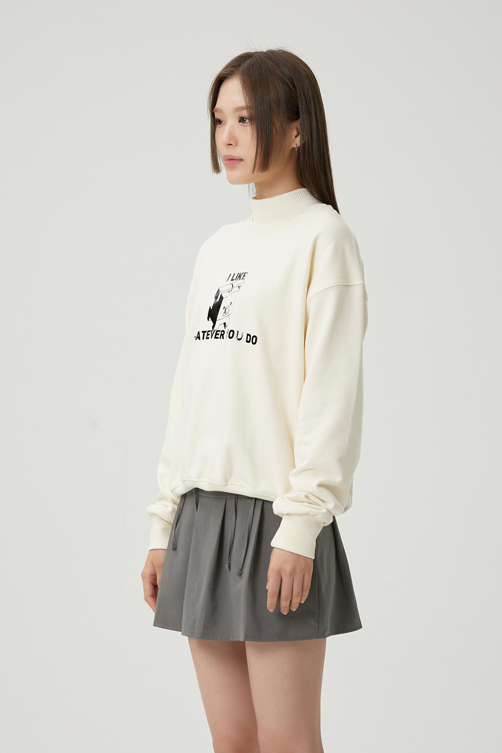 아루마루 왓에버 스웻셔츠 아이보리 | arumaru | KREAM