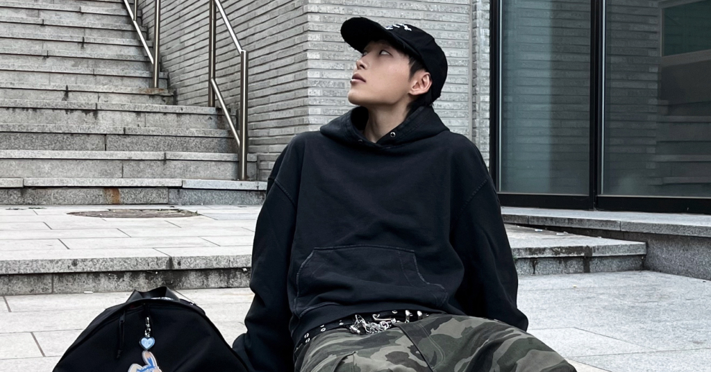 BLR의 뉴 에센셜 KREAM 단독 라인 | KREAM