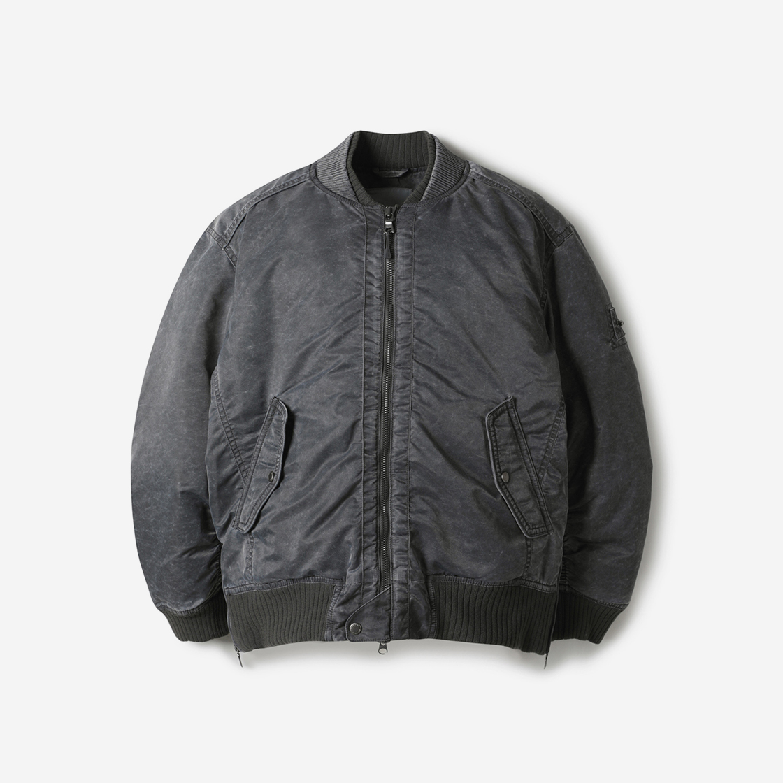 시리즈 밀 MA 1 다운 점퍼 그레이 | SERIES | KREAM