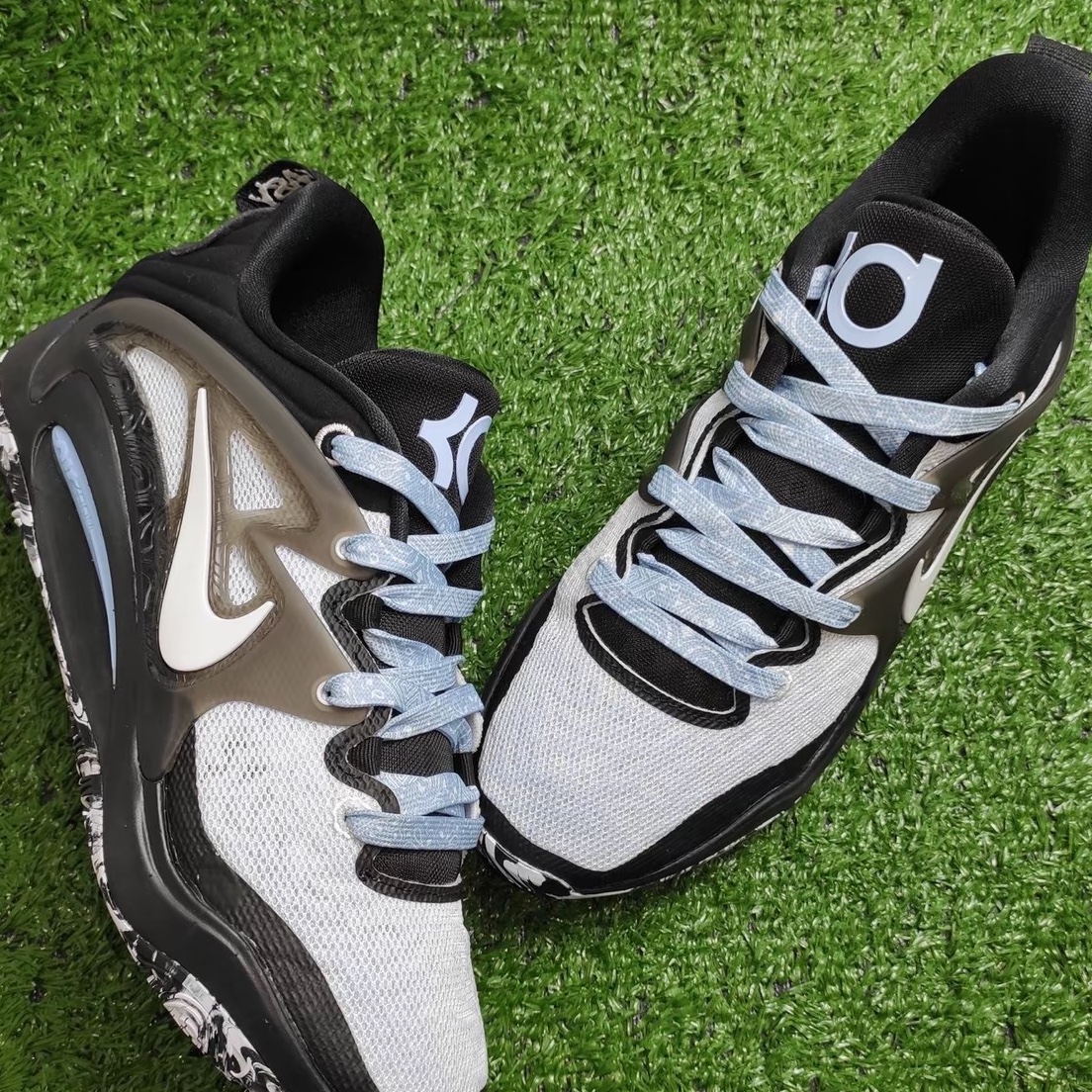 스포티한 룩이 딱!💥 | KREAM