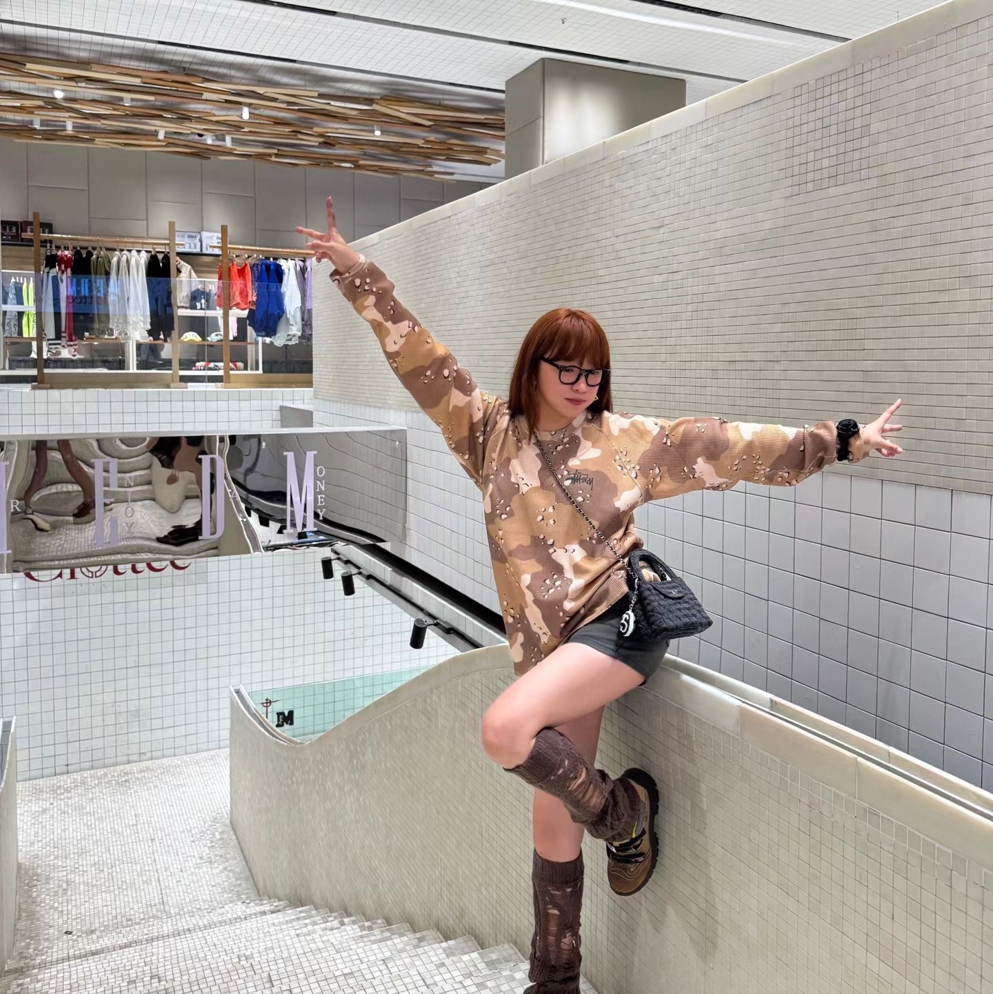 Grey (@luck.gr.ey) 님의 게시물 | KREAM