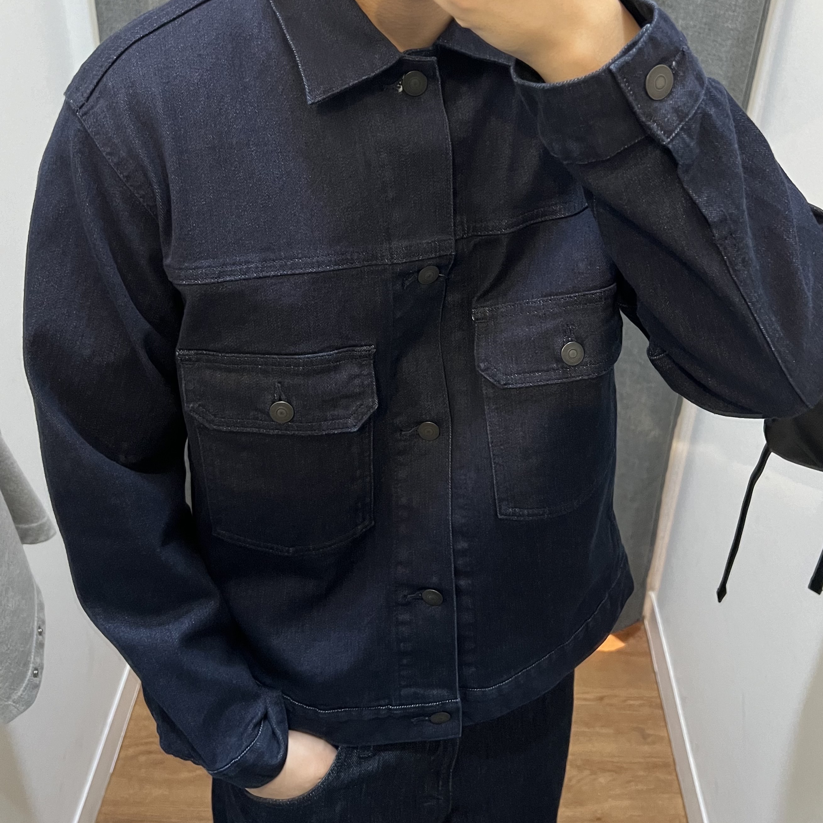 (@xoooxxxx) 님의 게시물 | KREAM