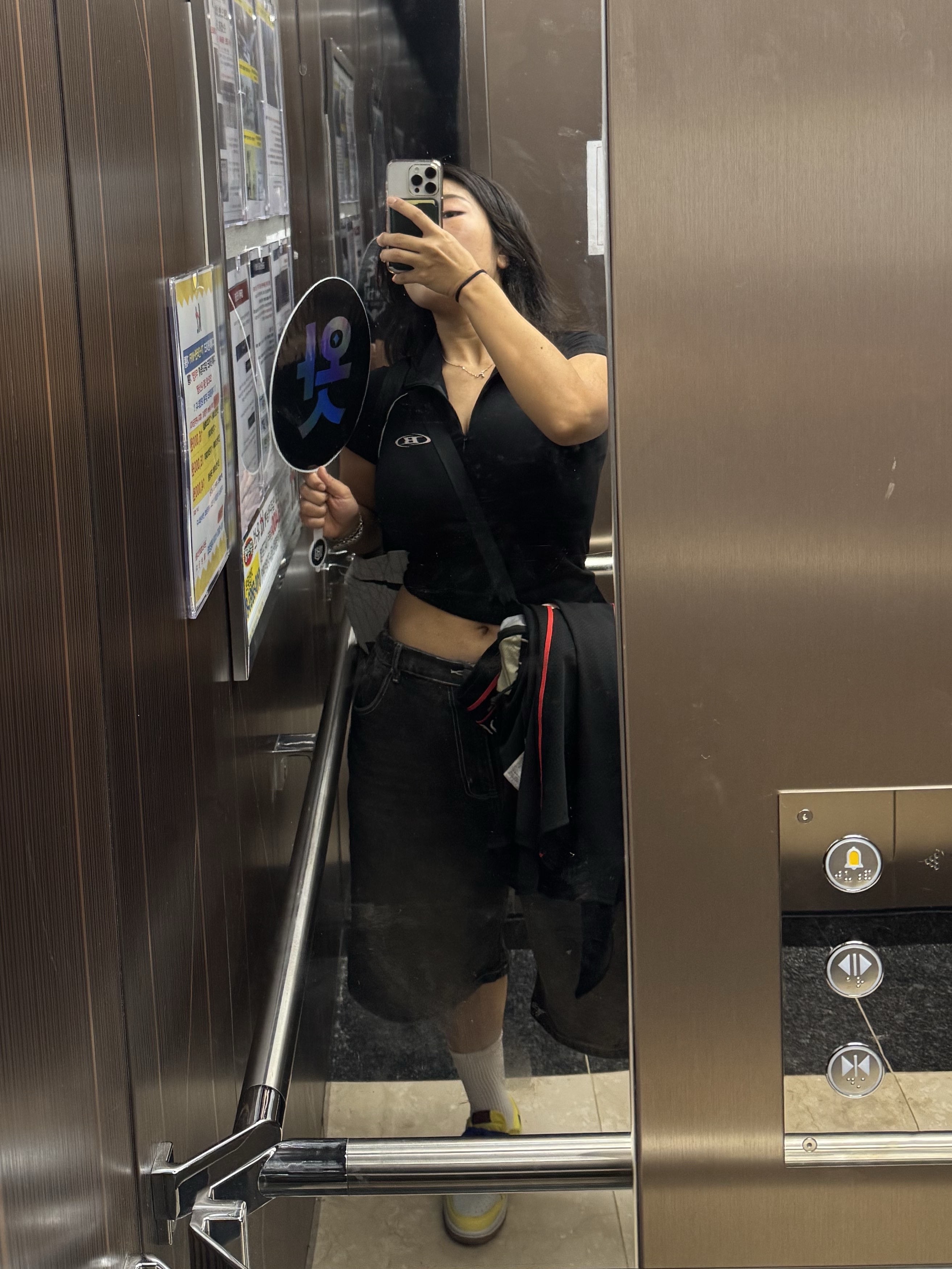 wheniiiwas (@wheniiiwas) 님의 게시물 | KREAM