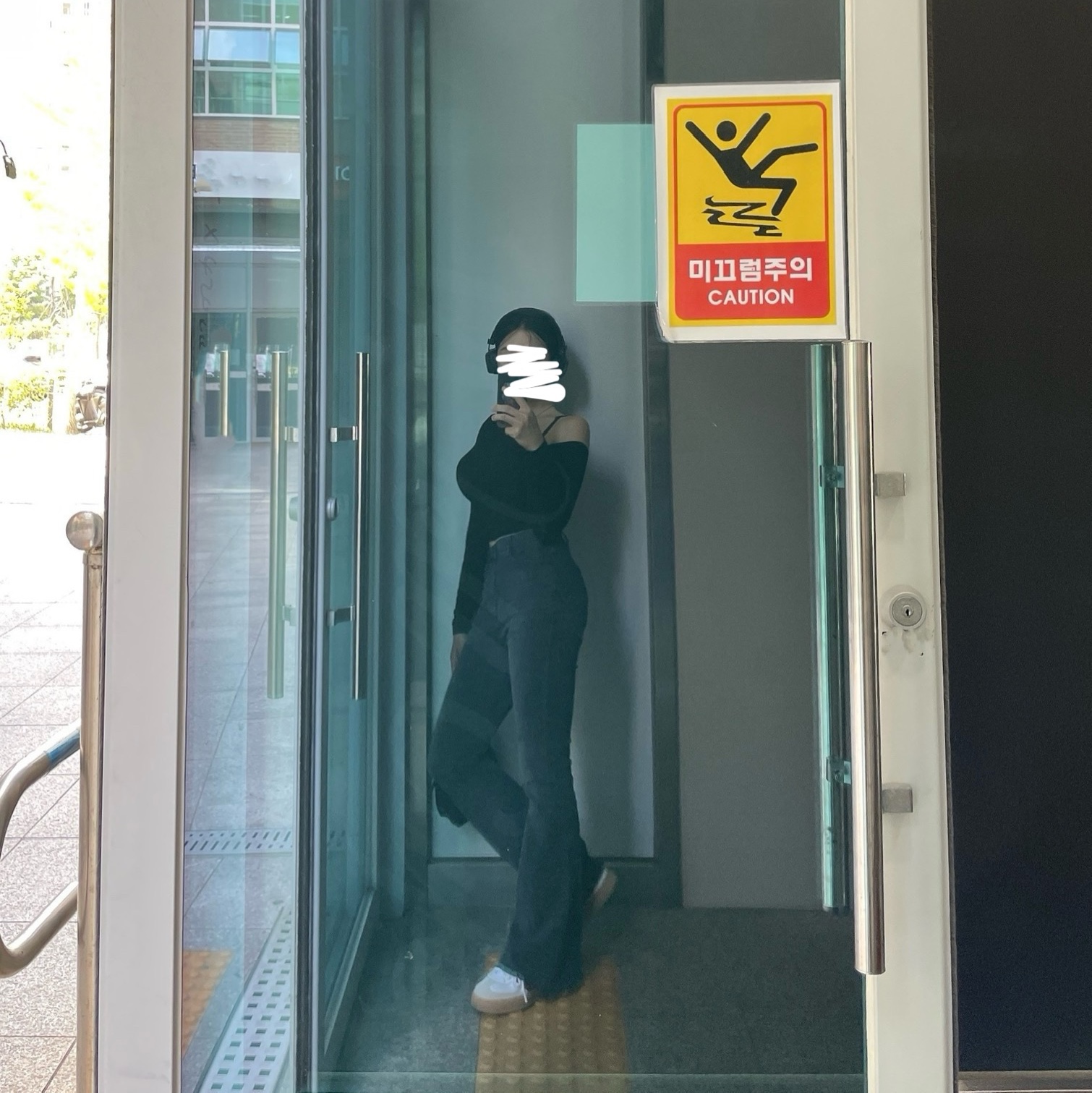 (@zn8p50) 님의 게시물 | KREAM