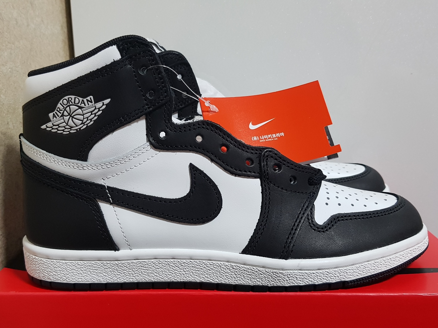 Huzzi (@h__________) 님의 게시물 | KREAM