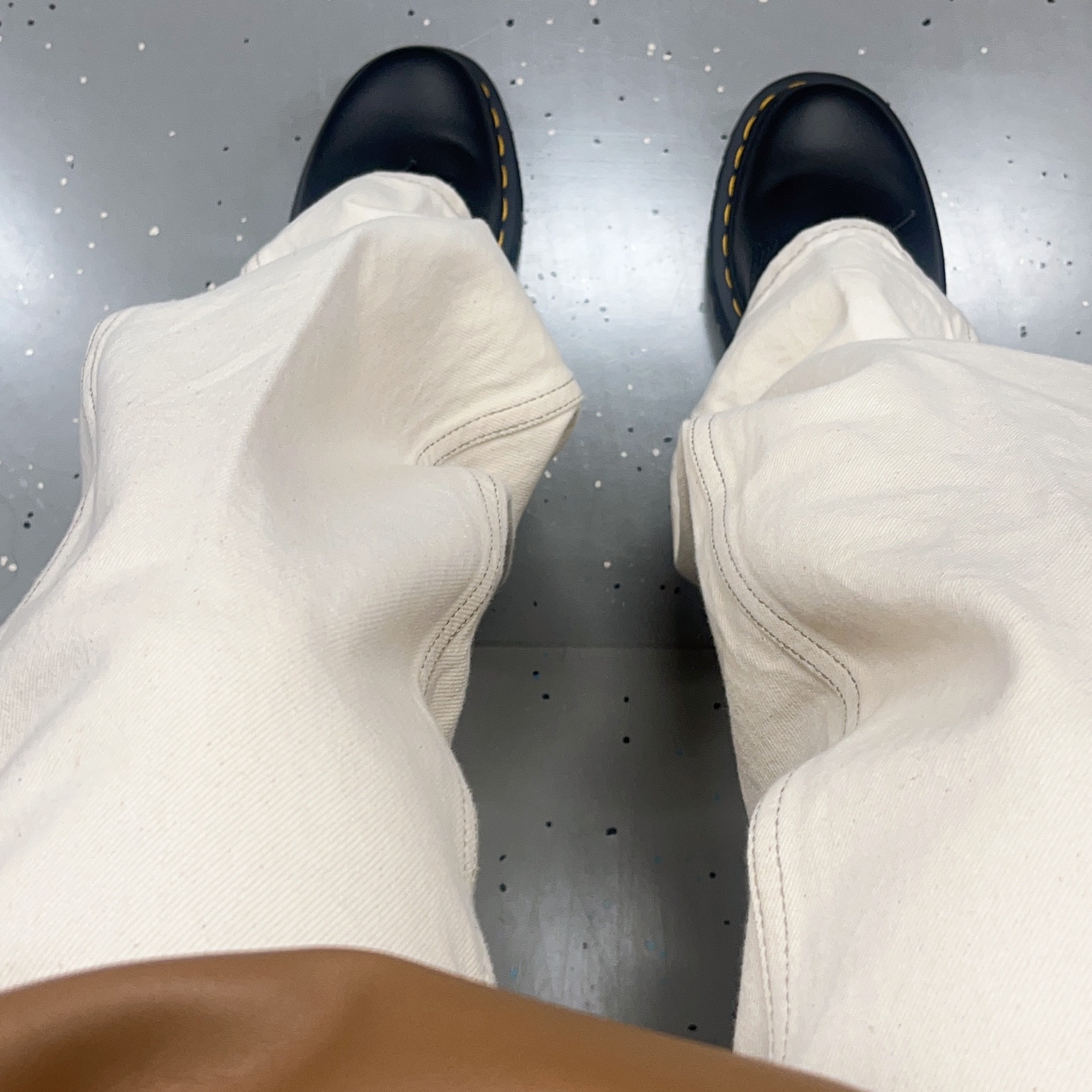 here.is.zion (@5fupsz) 님의 게시물 | KREAM