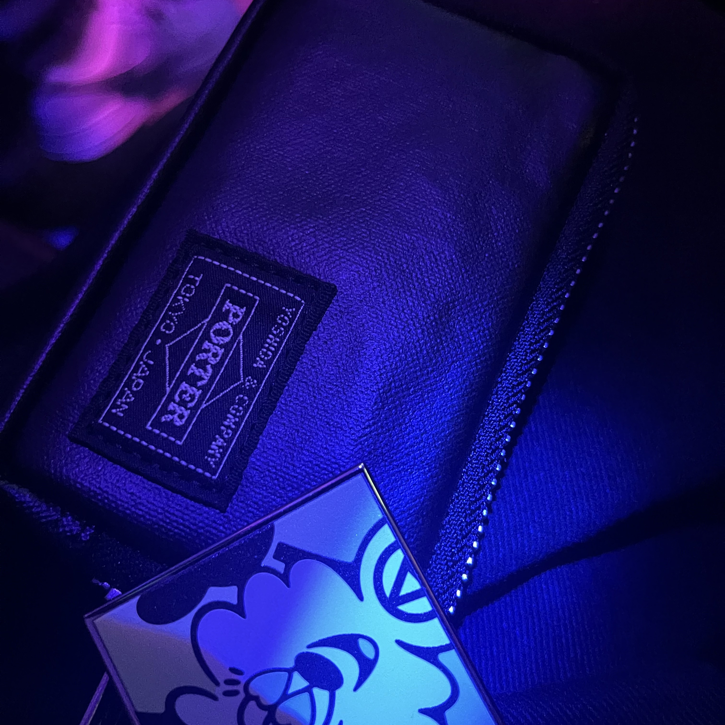 Bow-wow🐶 (@bow_wow) 님의 게시물 | KREAM