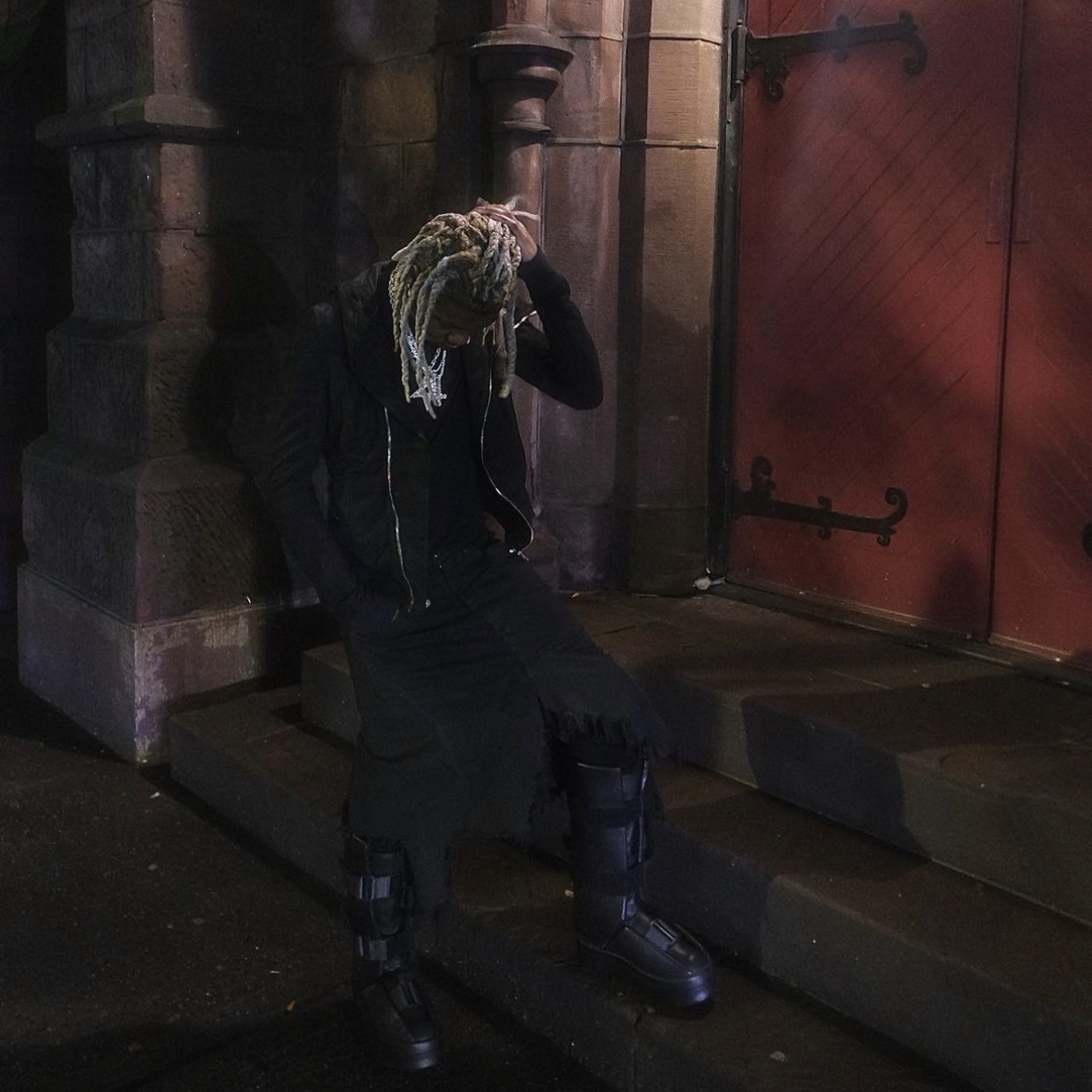 ig: @destroylonely | KREAM