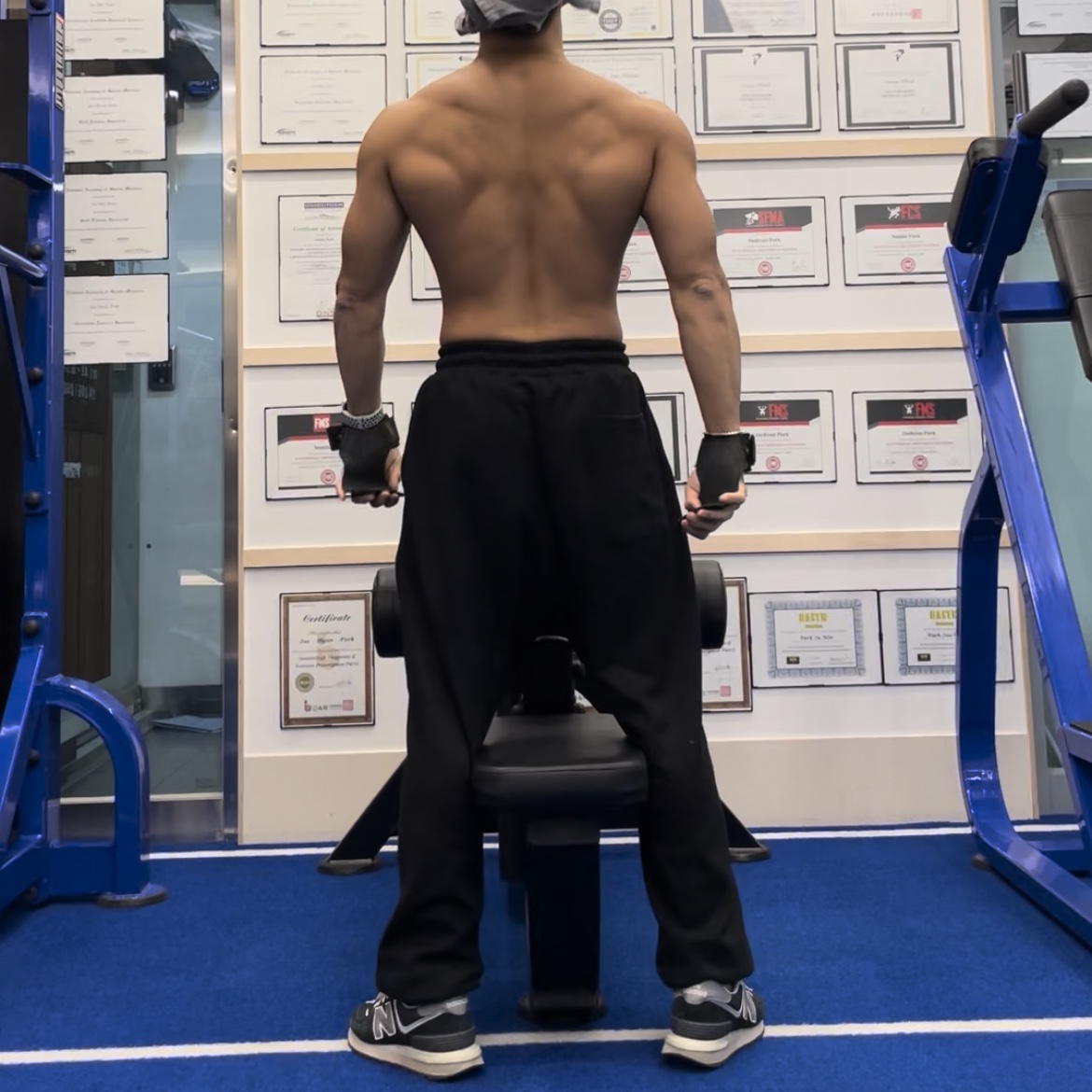 웅기 (@ben__9356) 님의 게시물 | KREAM