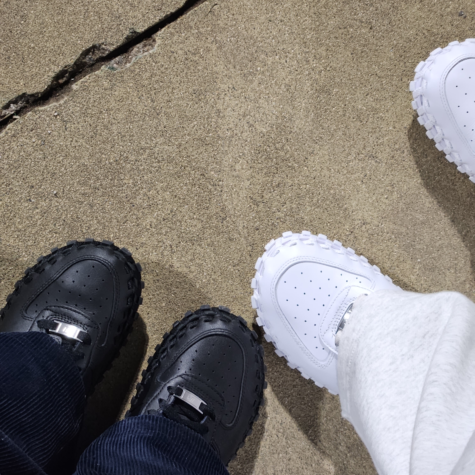 영롱하다••• | KREAM