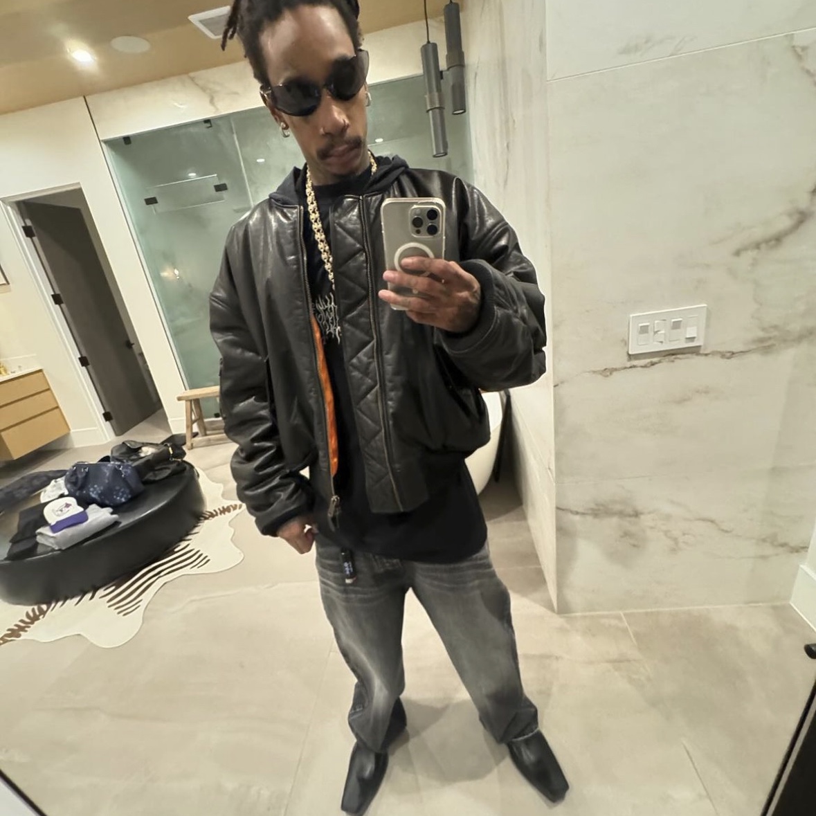 ig: @wizkhalifa | KREAM