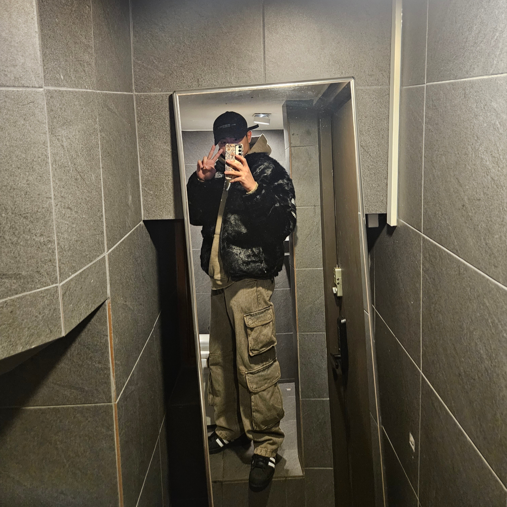 175/72 M사이즈입니다~ | KREAM