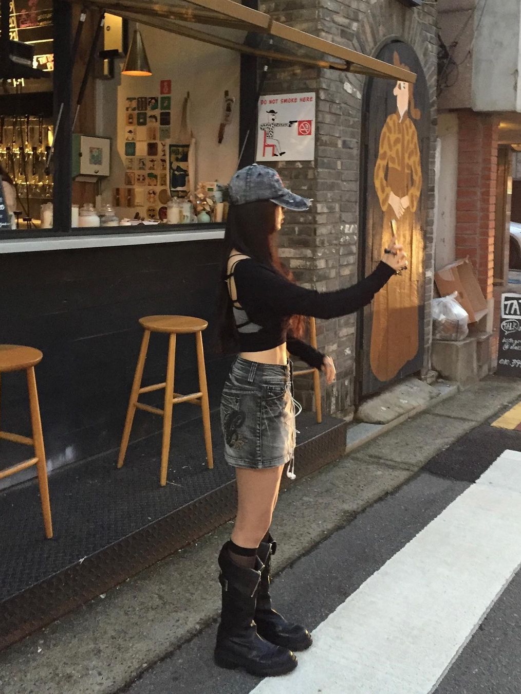 That girl (@style_everyday) 님의 게시물 | KREAM