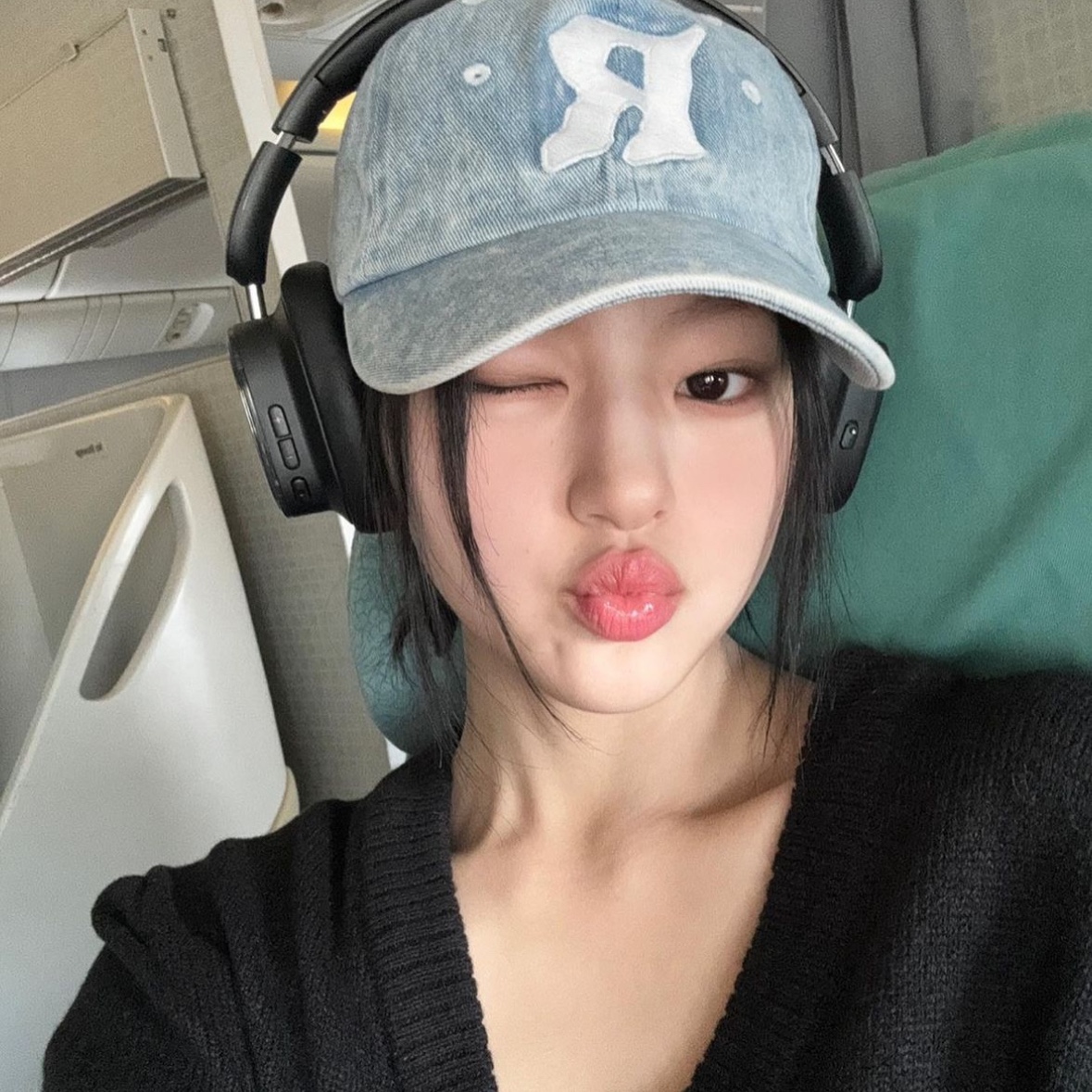 kiss of life 하늘 | KREAM