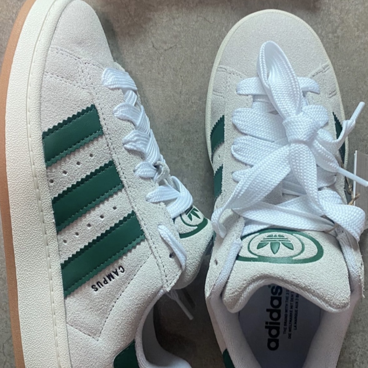 245mm인데 재서 255🤦‍♀️🫠 | KREAM