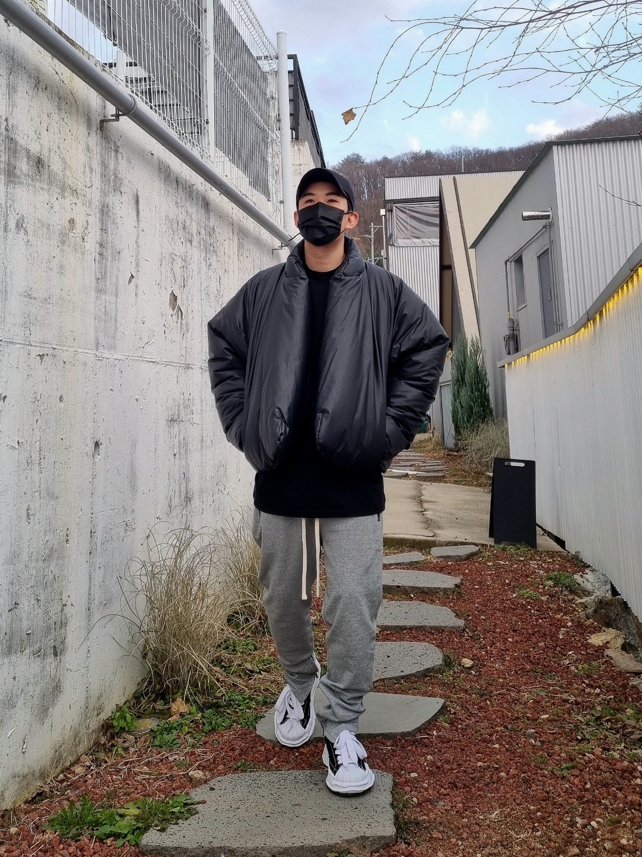 이지갭 라운드 1 🖤 무광 ver. | KREAM