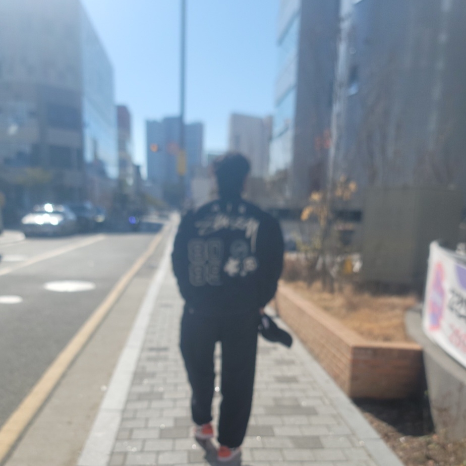 182,90키렁 XL 참고여" | KREAM