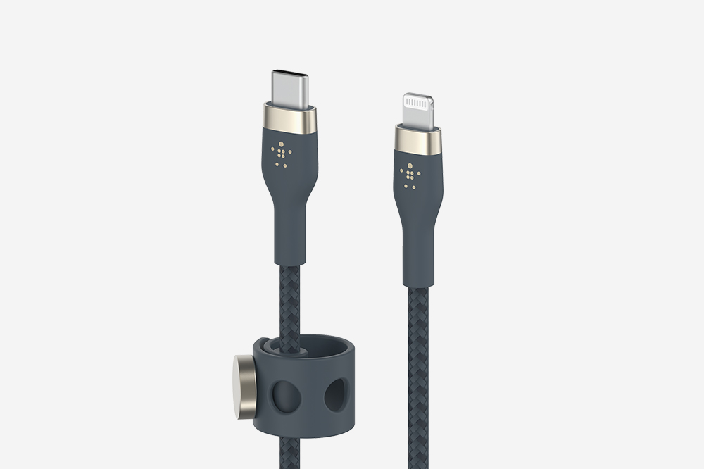 벨킨 프로 플렉스 USB-C to 라이트닝 아이폰 고속 충전 케이블 1M CAA011bt1M 블루 | Belkin | KREAM