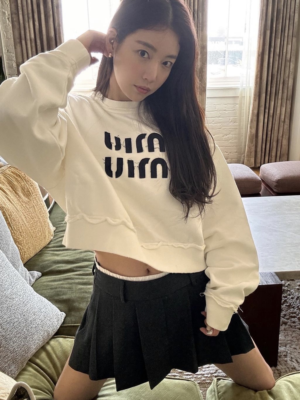 미우미우 기본템🪞 | KREAM