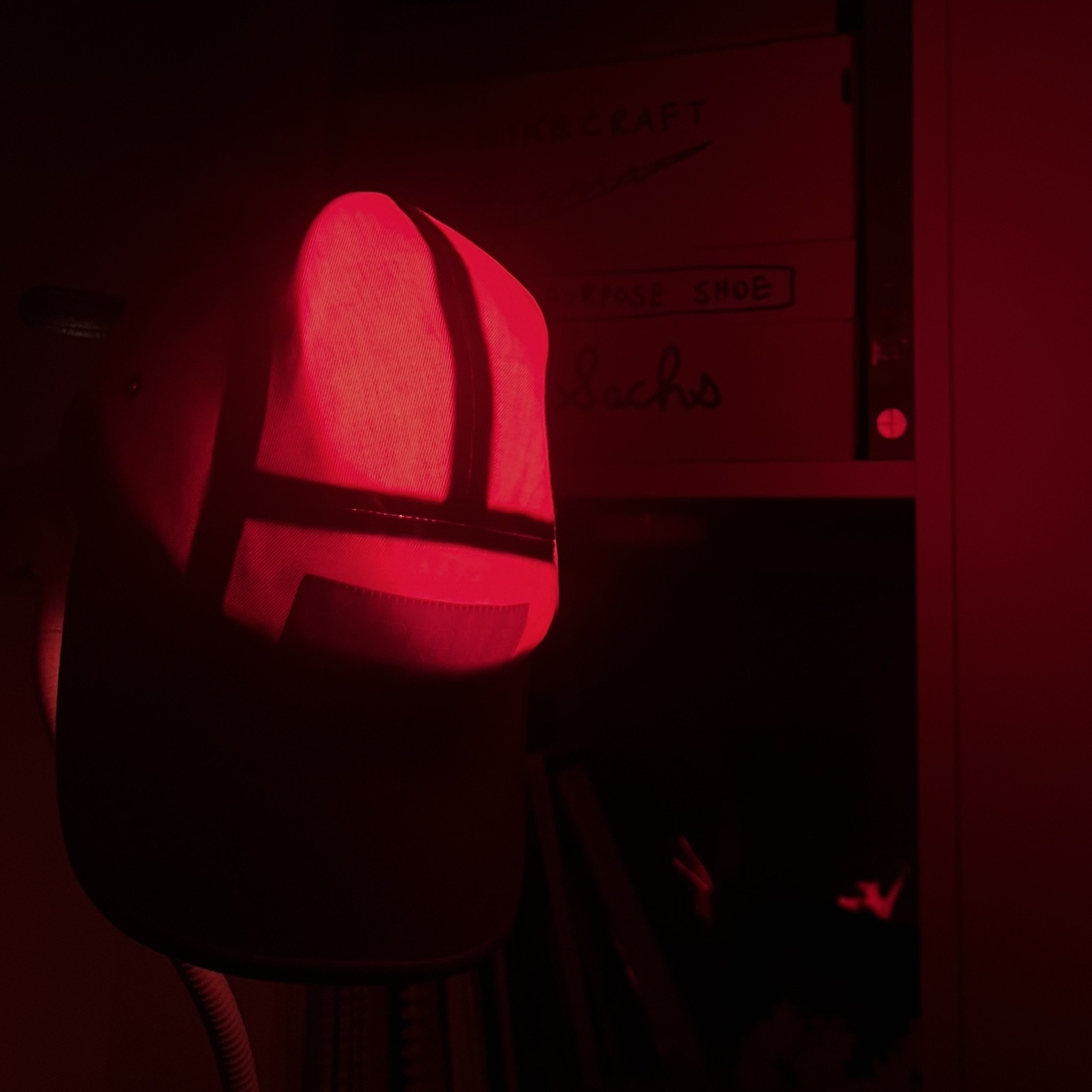 나익희 (@drow_act) 님의 게시물 | KREAM