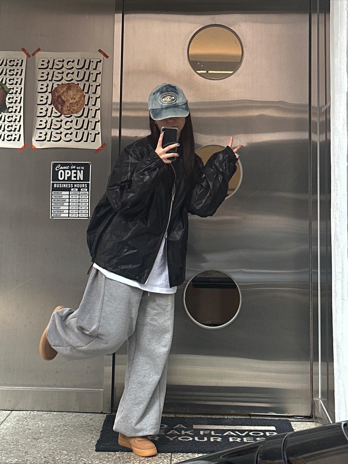 (@nightmare.yeon) 님의 게시물 | KREAM