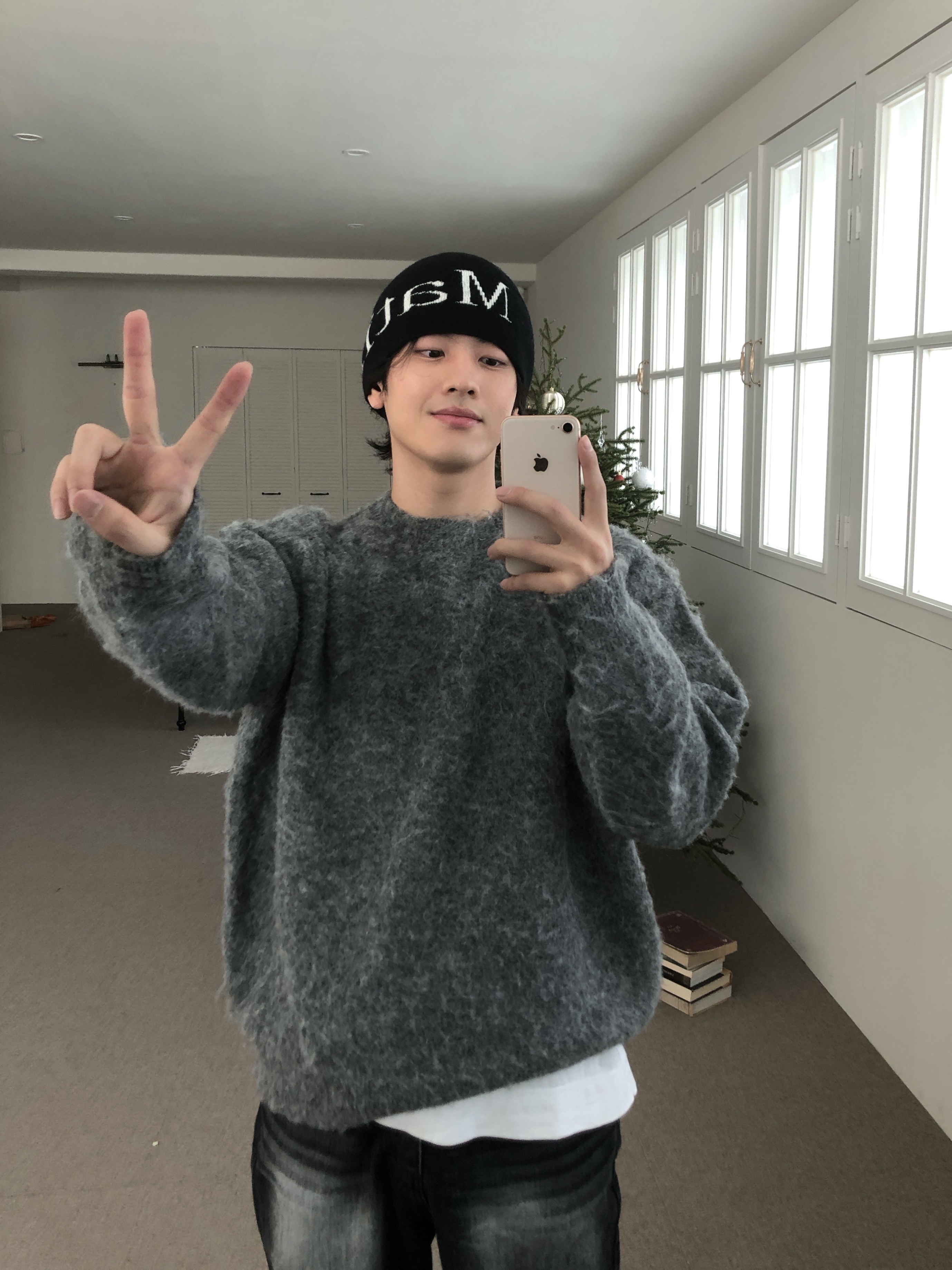 정동수 (@_dong.su) 님의 게시물 | KREAM