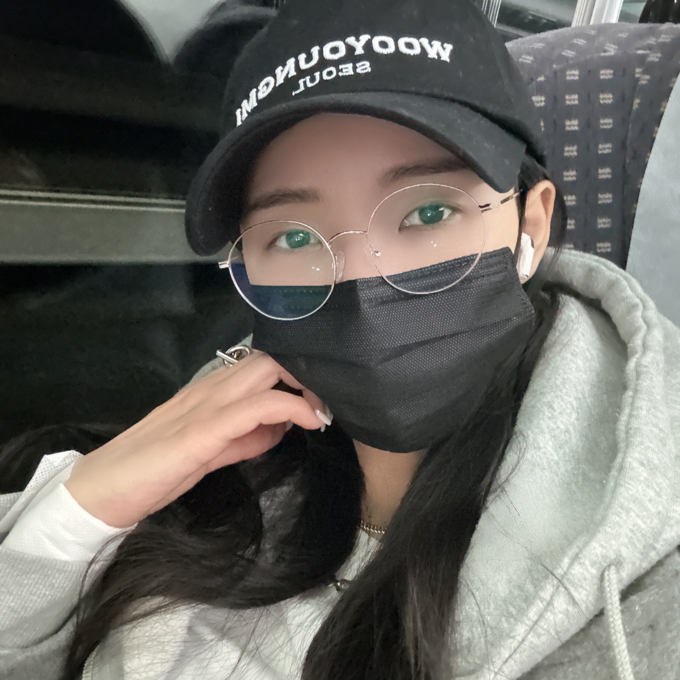 이수아 (@lee____sua) 님의 게시물 | KREAM