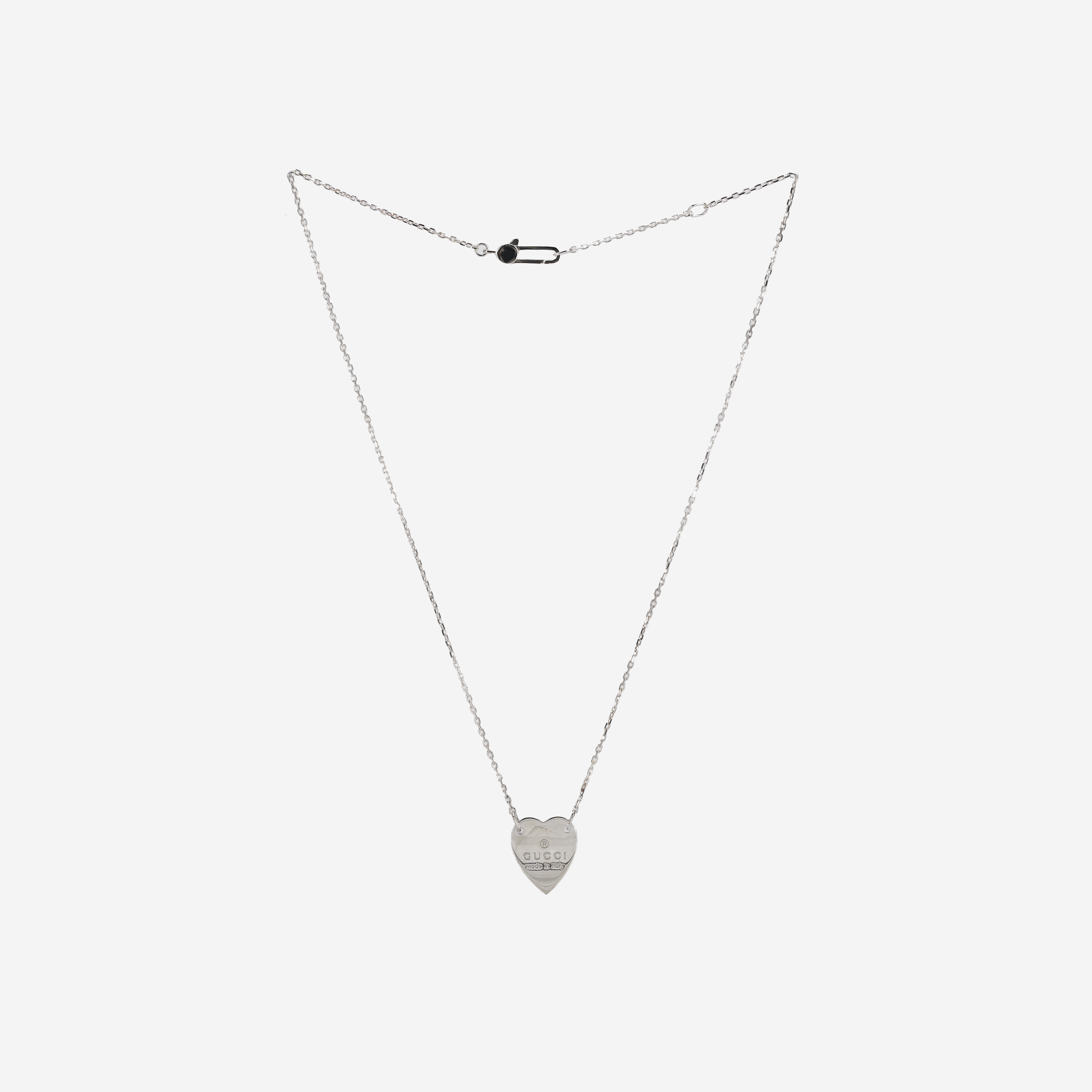 구찌 트레이드마크 하트 펜던트 네클리스 실버 | KREAM
