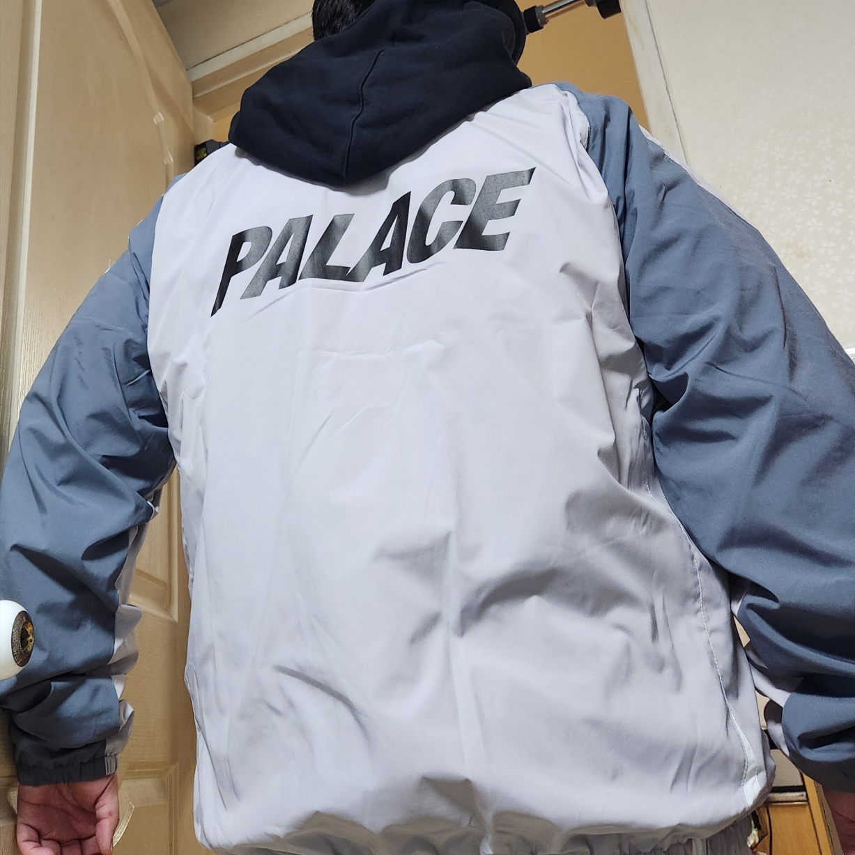 힝또니 (@kdh_9610) 님의 게시물 | KREAM