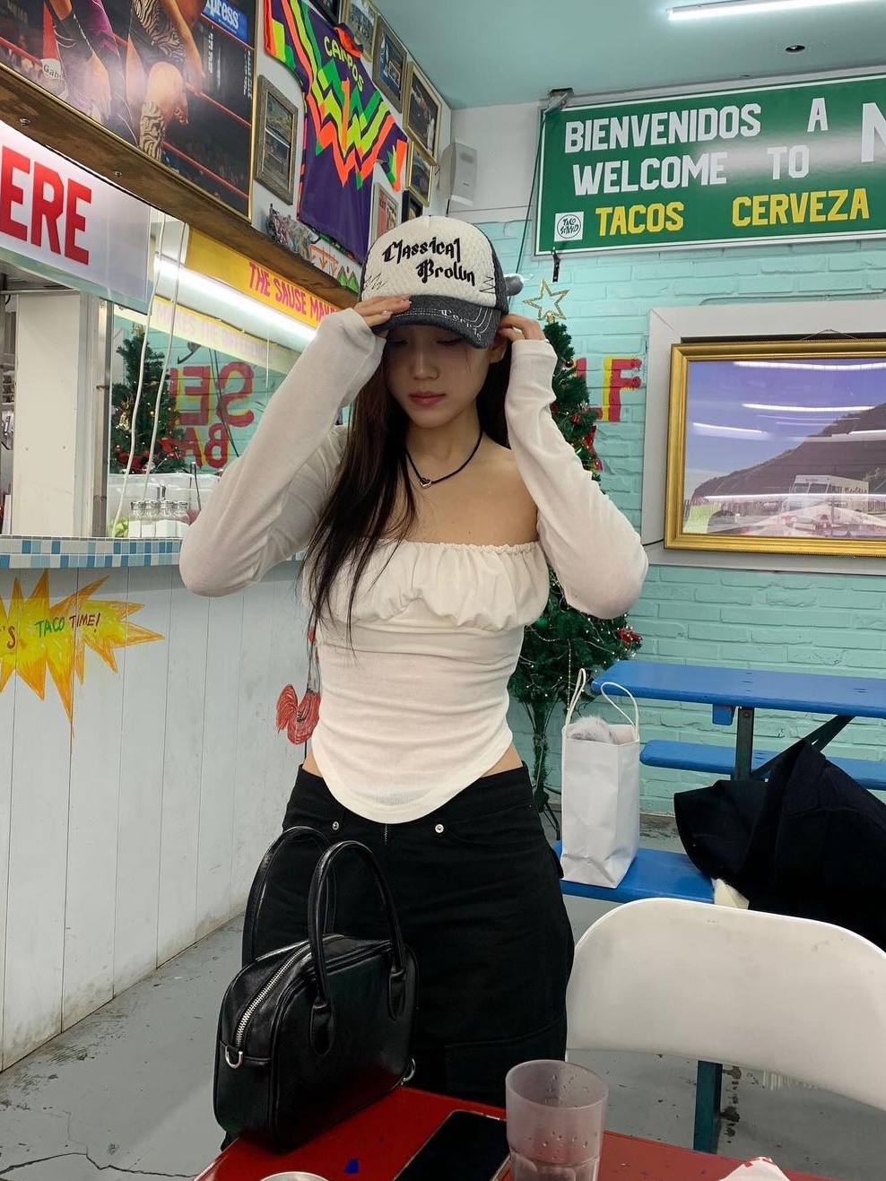 That girl (@style_everyday) 님의 게시물 | KREAM