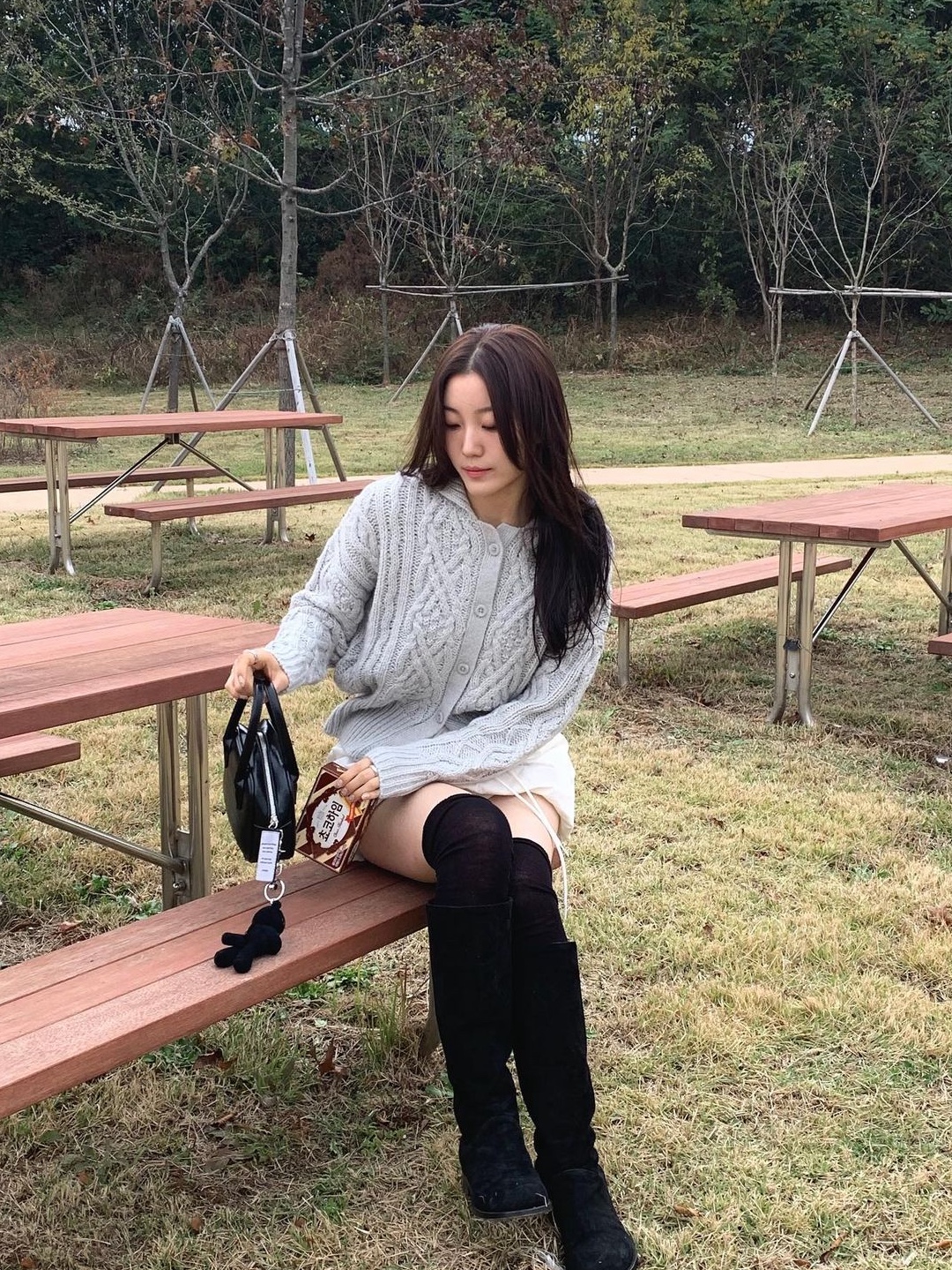 That girl (@style_everyday) 님의 게시물 | KREAM